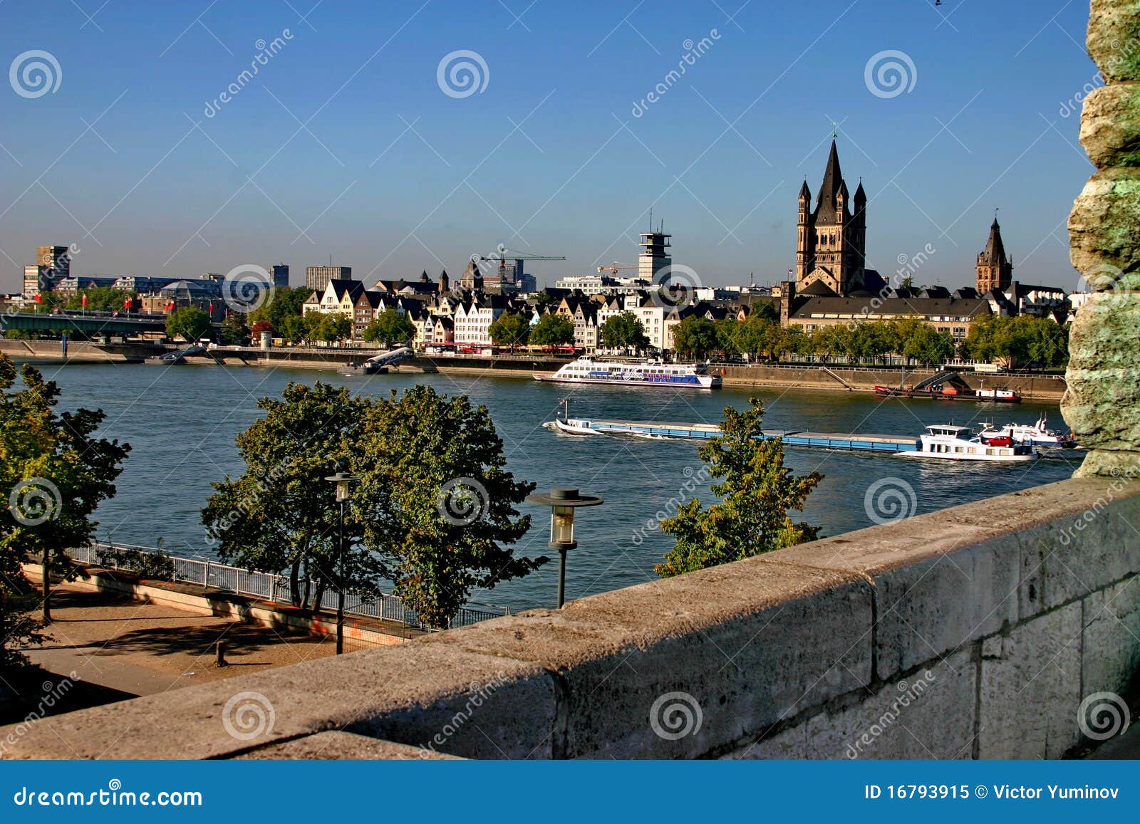 The Rhine and City Cologne. Stock Image - Image of barge, germany: 16793915