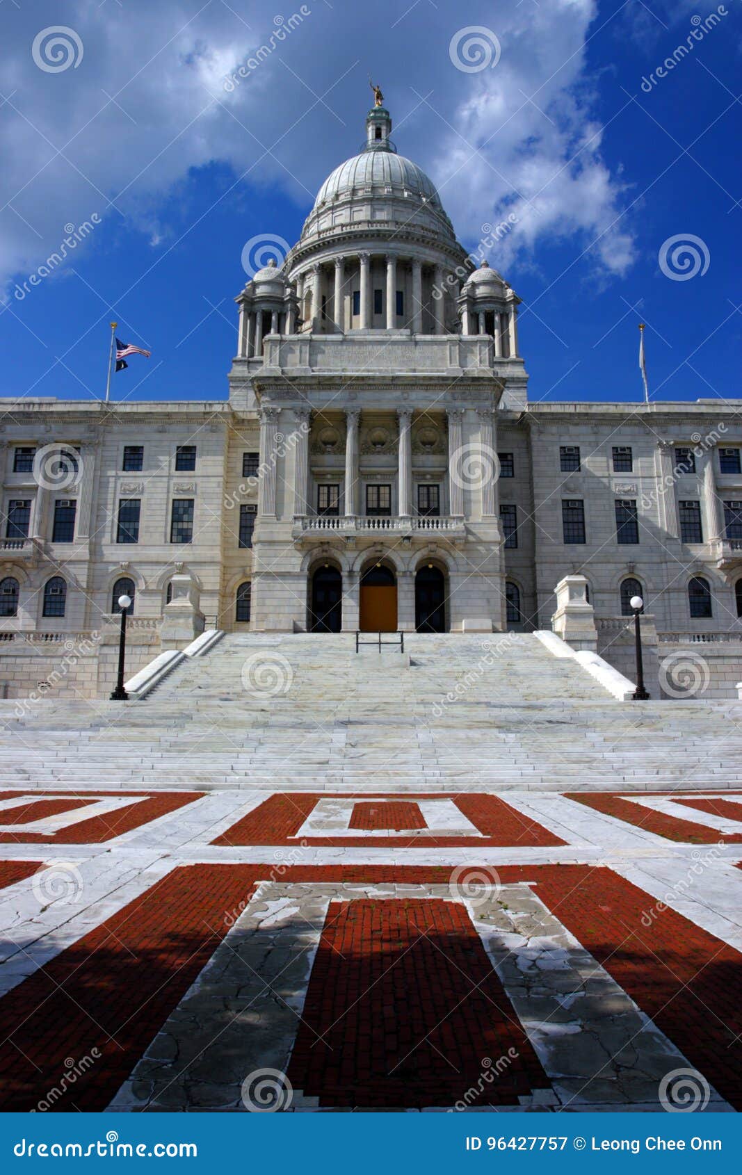 The Rhode Island State House is the Capitol of the US State of Rhode ...