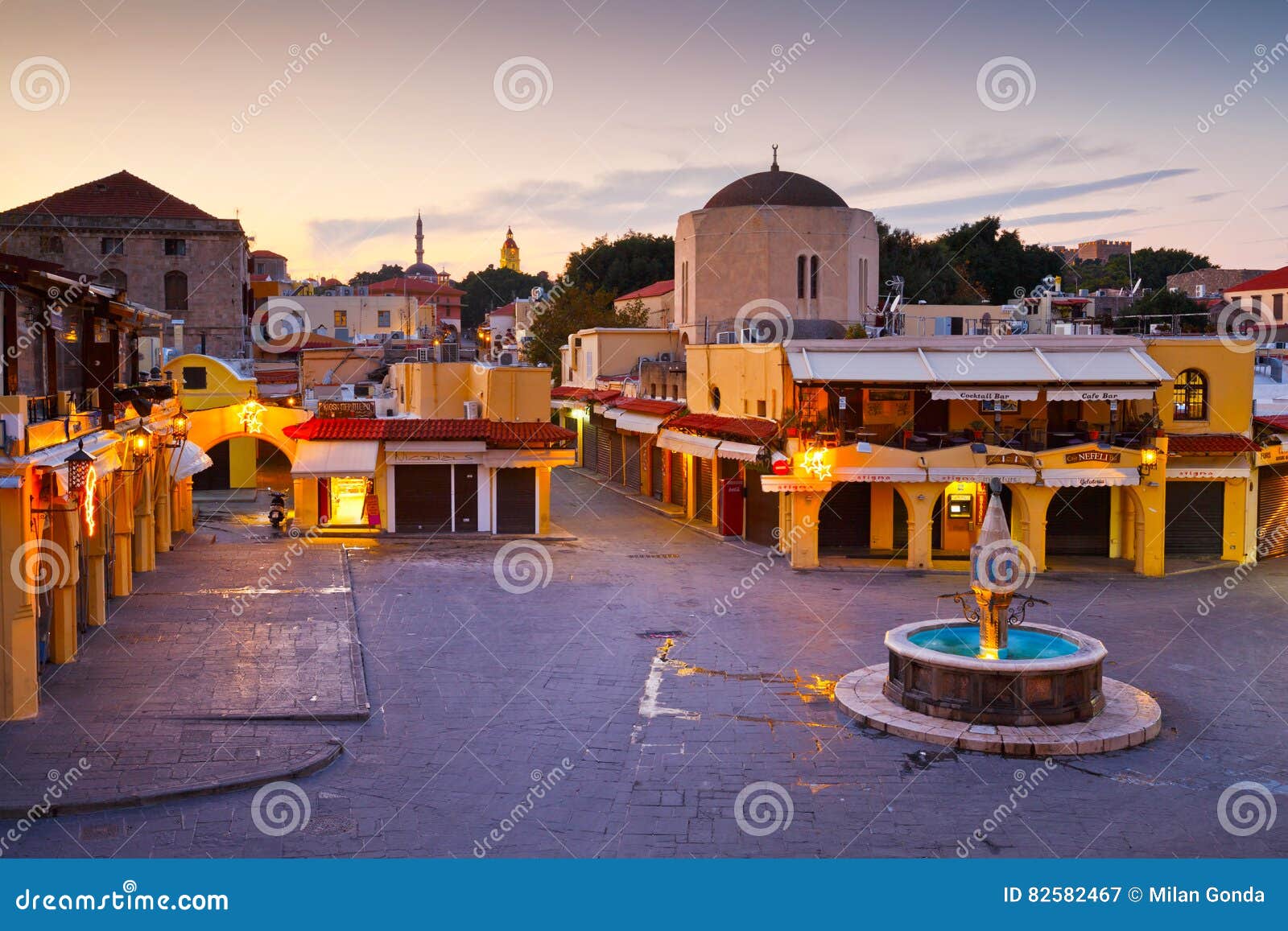 Rhodes Town fotografía editorial. Imagen de ciudad, europa - 82582467