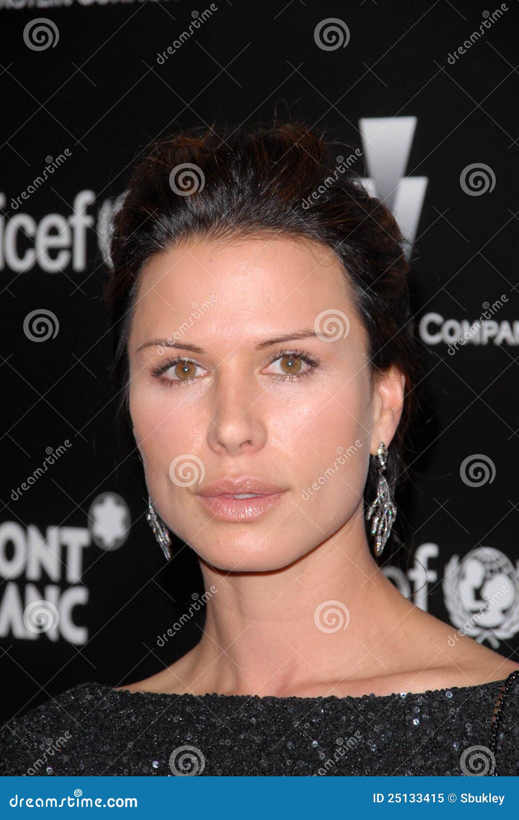 Rhona Mitra editorial image. Image of cocktail, hollywood - 25133415