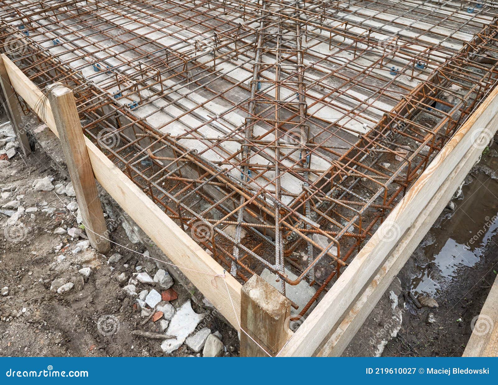Ribbed Steel Bar Reinforcement Construction Frame Ready For Concrete ...