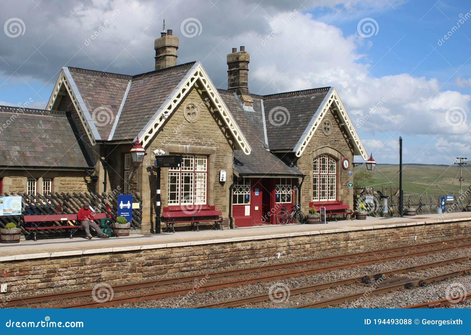 Ribblehead Station, Settle To Carlisle Railway Editorial Stock Photo ...