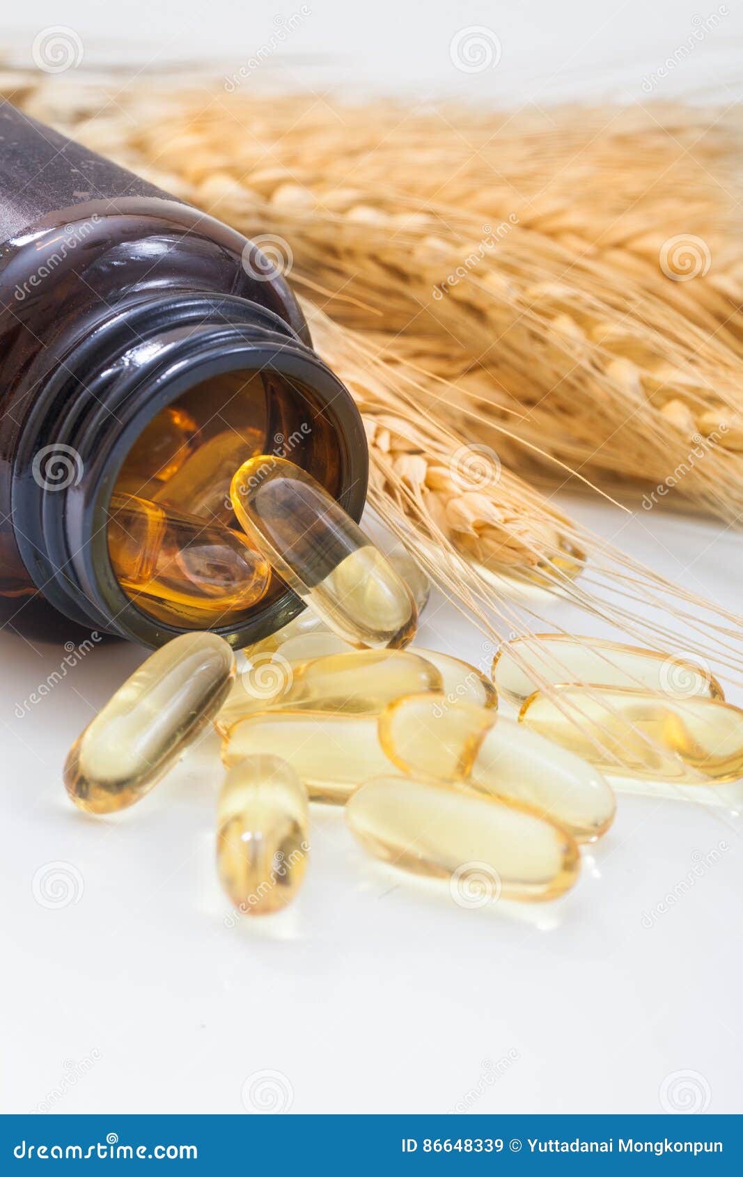 Rice bran oil stock image. Image of vitamin, capsule - 86648339