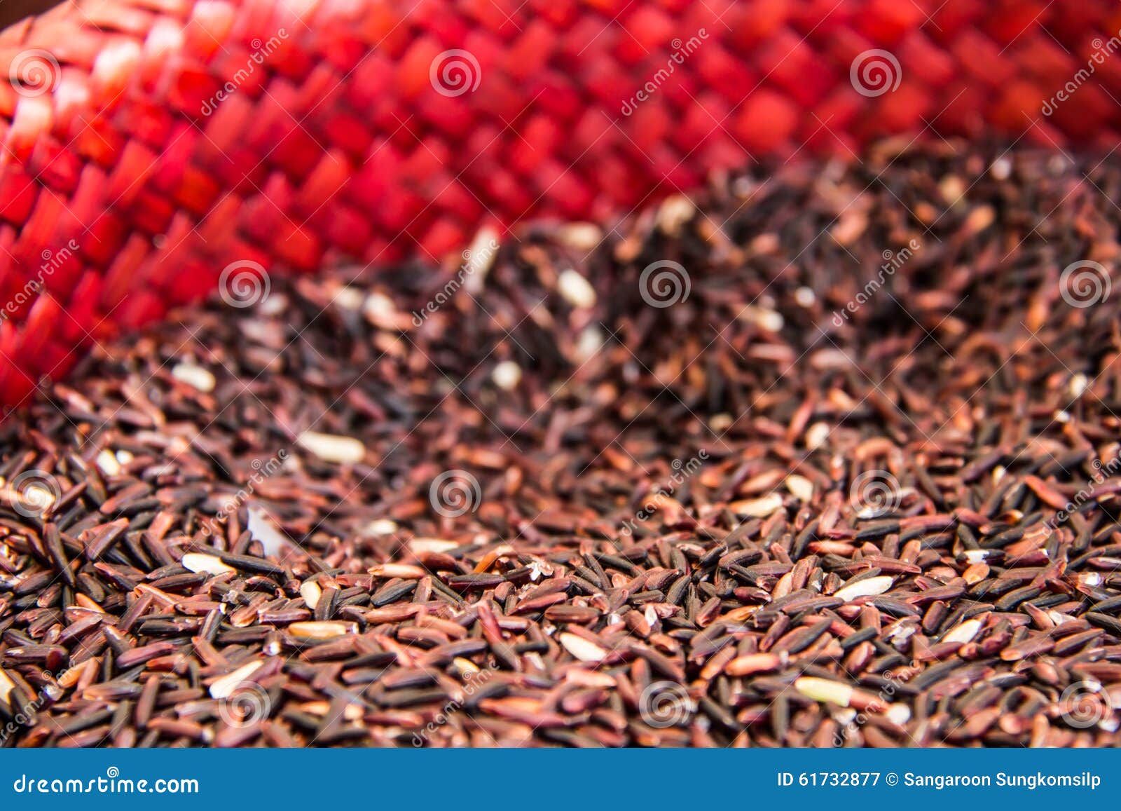 Rice, brown rice, red rice stock image. Image of healthy - 61732877