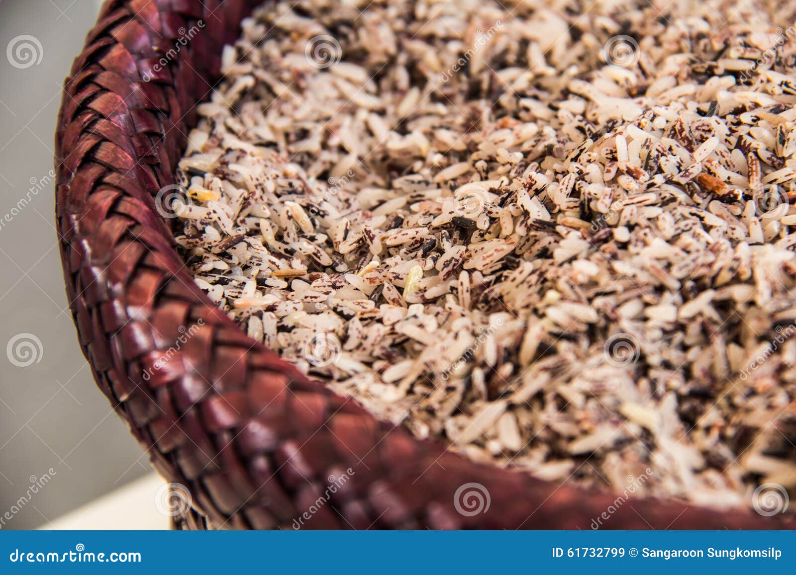 Rice, brown rice, red rice stock image. Image of cooking - 61732799
