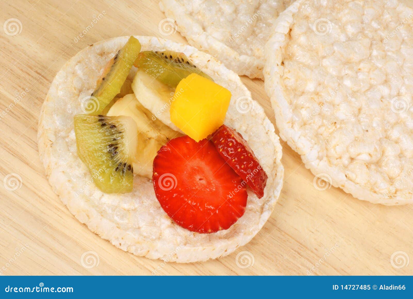 Rice Cakes with Fresh Fruit Stock Image - Image of fresh, wooden: 14727485