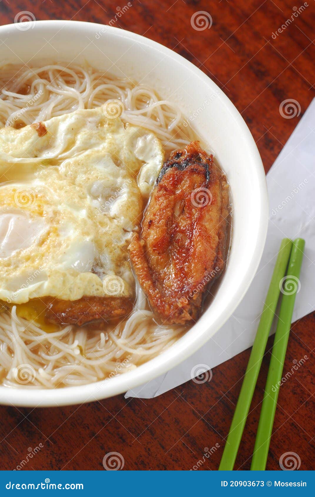 Rice Noodle W/ Chicken Wing Stock Image - Image of rice, chicken: 20903673