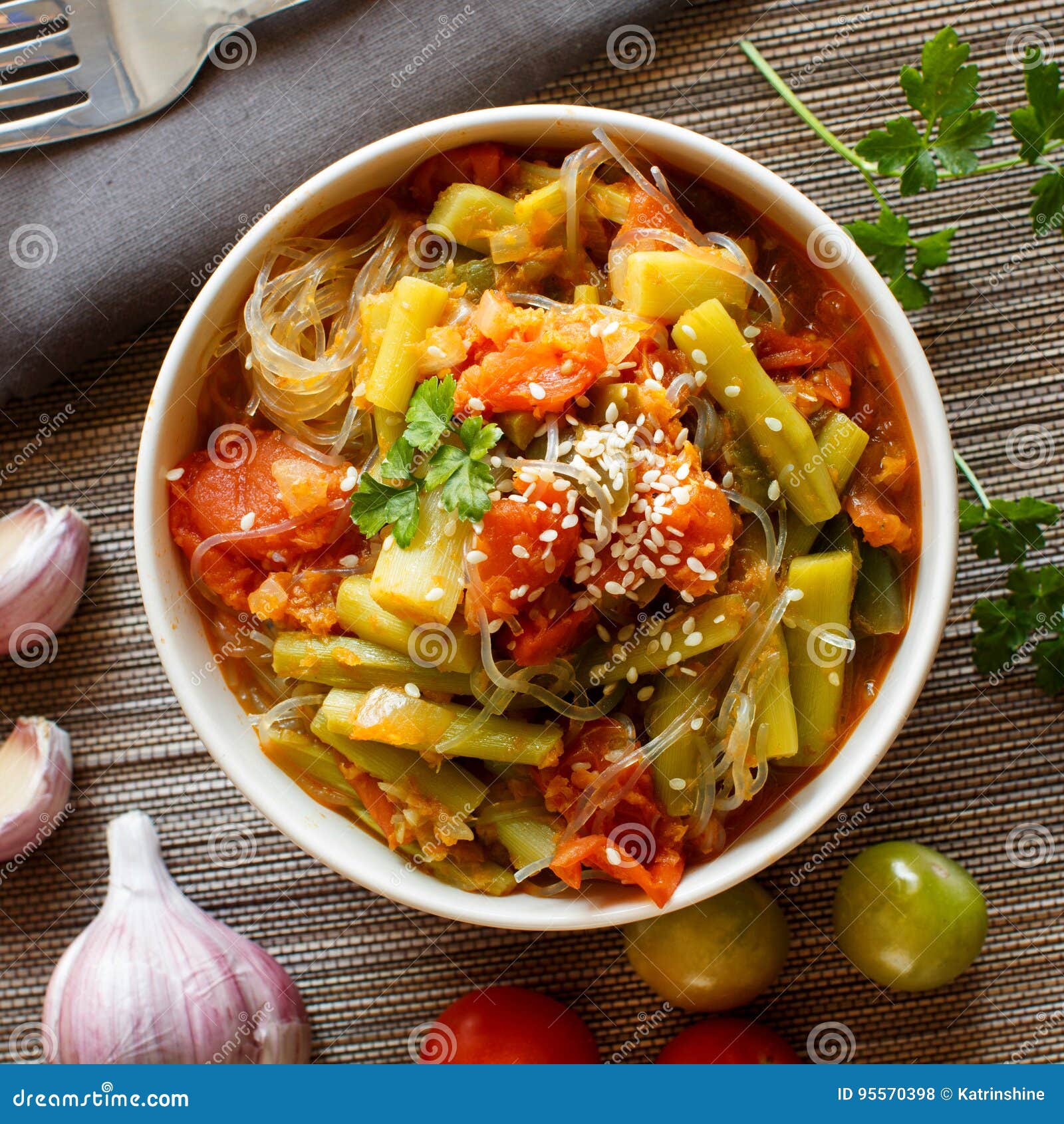 Rice Spaghetti with Vegetables Stock Photo - Image of cook, snack: 95570398