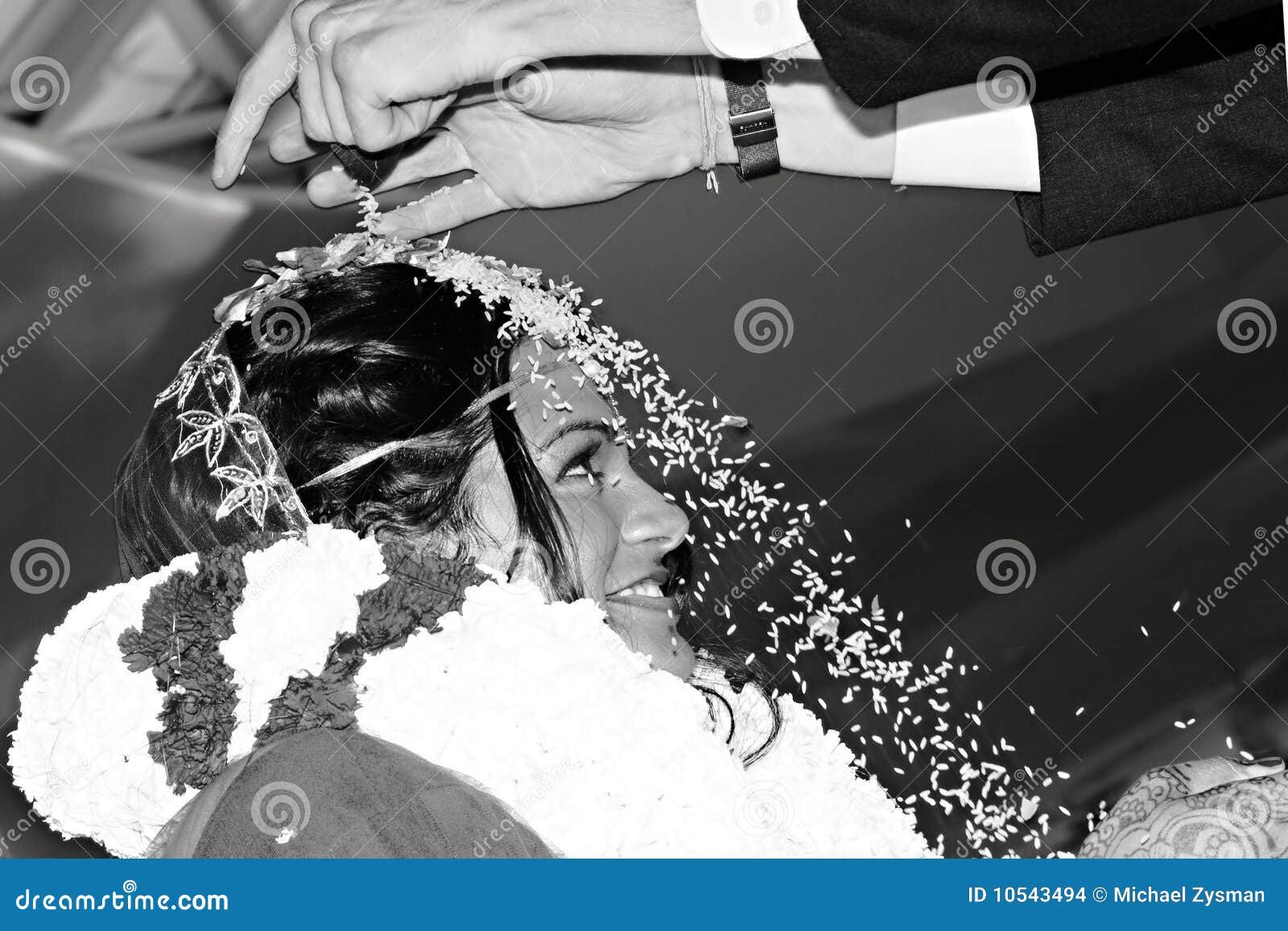 Rice Toss - Hindu Wedding stock photo. Image of toss - 10543494