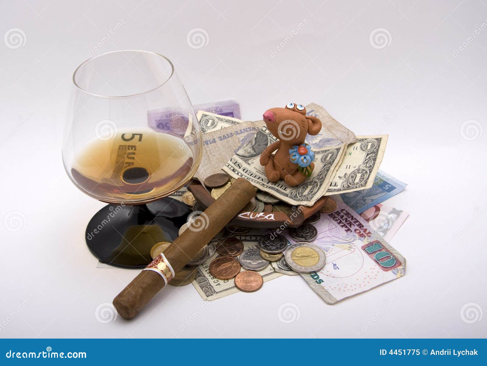Rich mouse stock image. Image of drunk, cuba, coin, goblet - 4451775