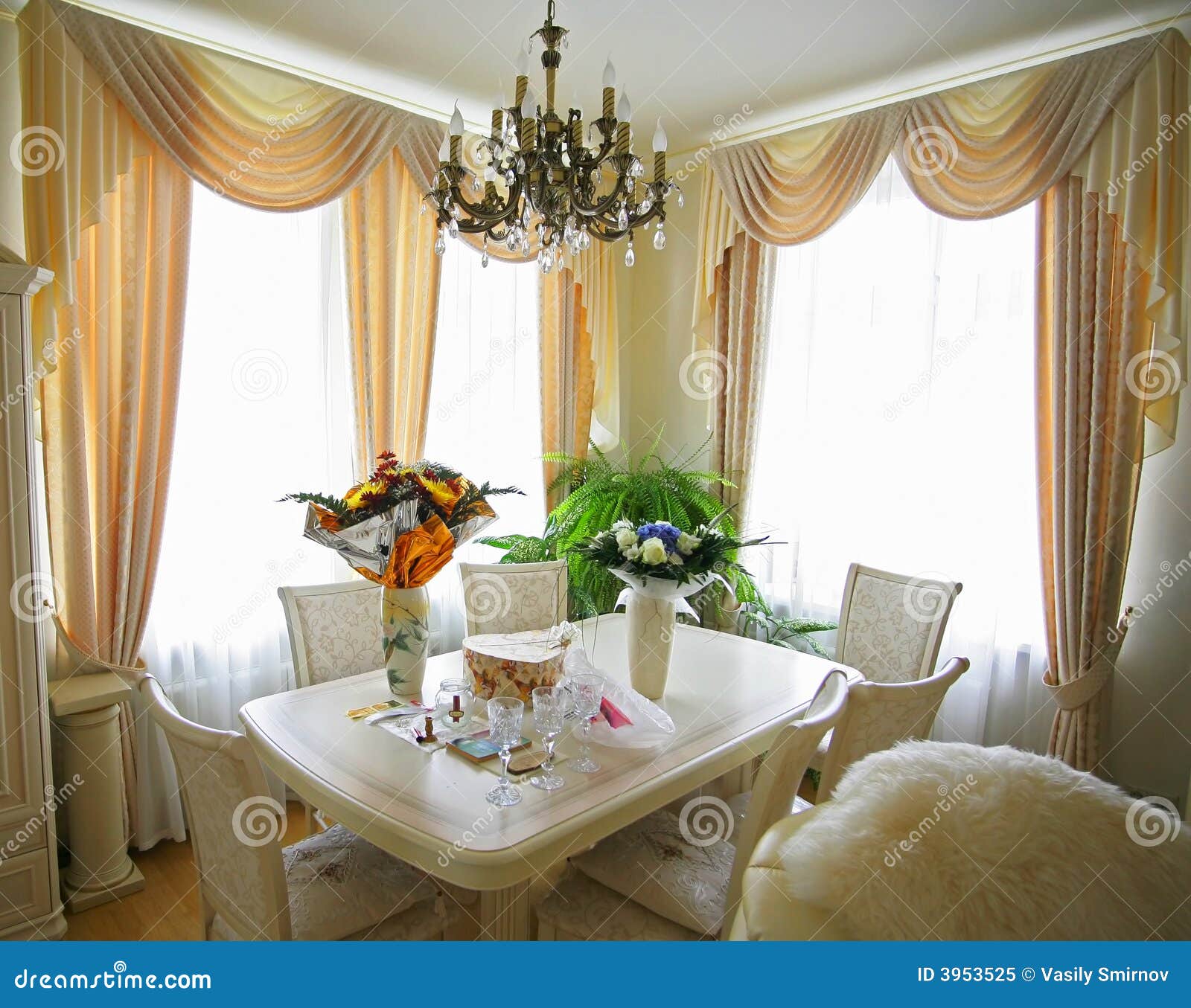 Rich room stock image. Image of lifestyles, interior, society - 3953525