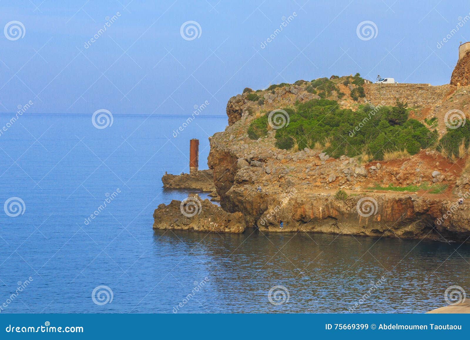 Richel redactionele stock afbeelding. Image of reis, rots - 75669399