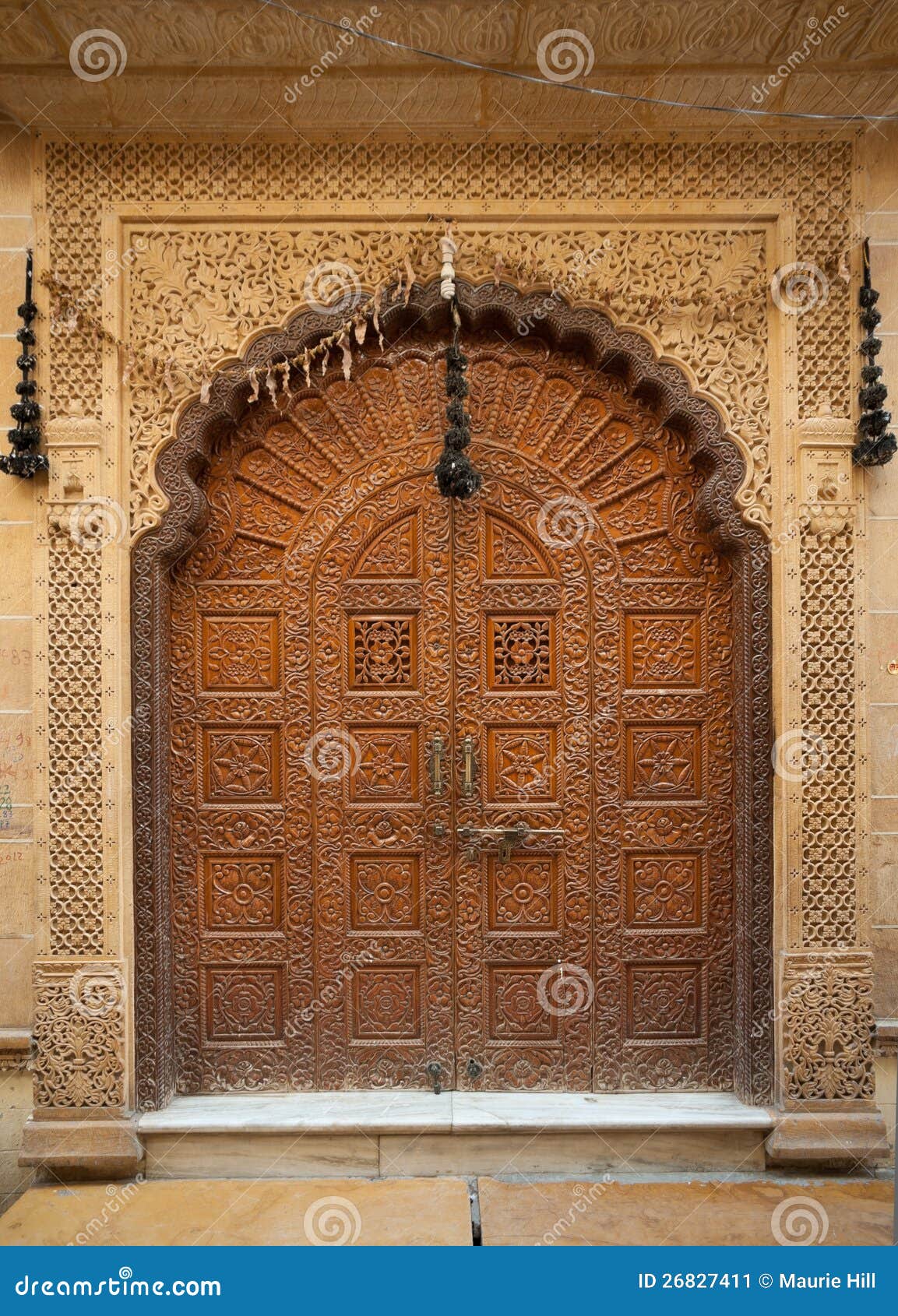 Richly detailed doors stock image. Image of wood, faveli - 26827411