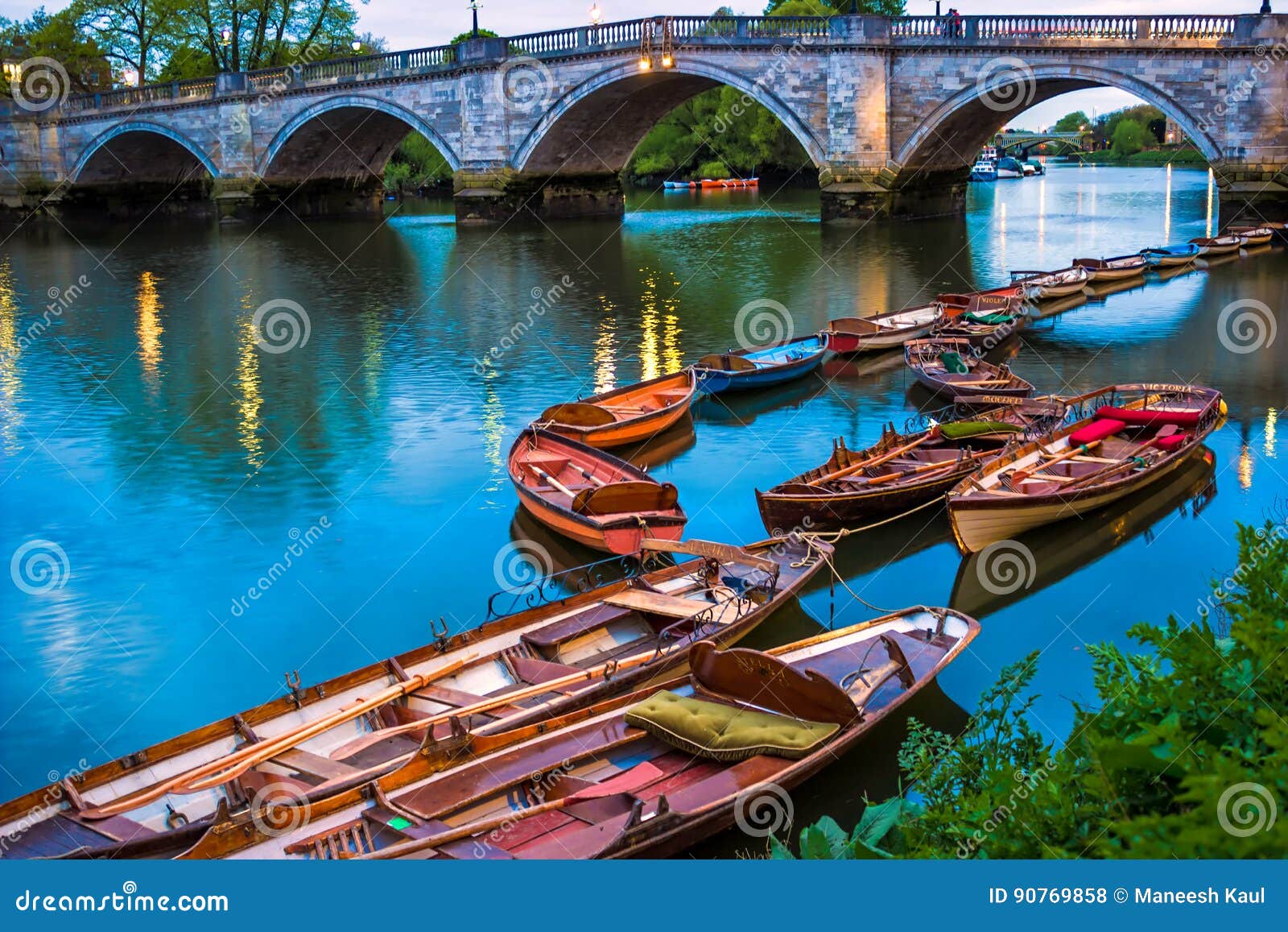 Richmond Bridge, London stock photo. Image of architect - 90769858