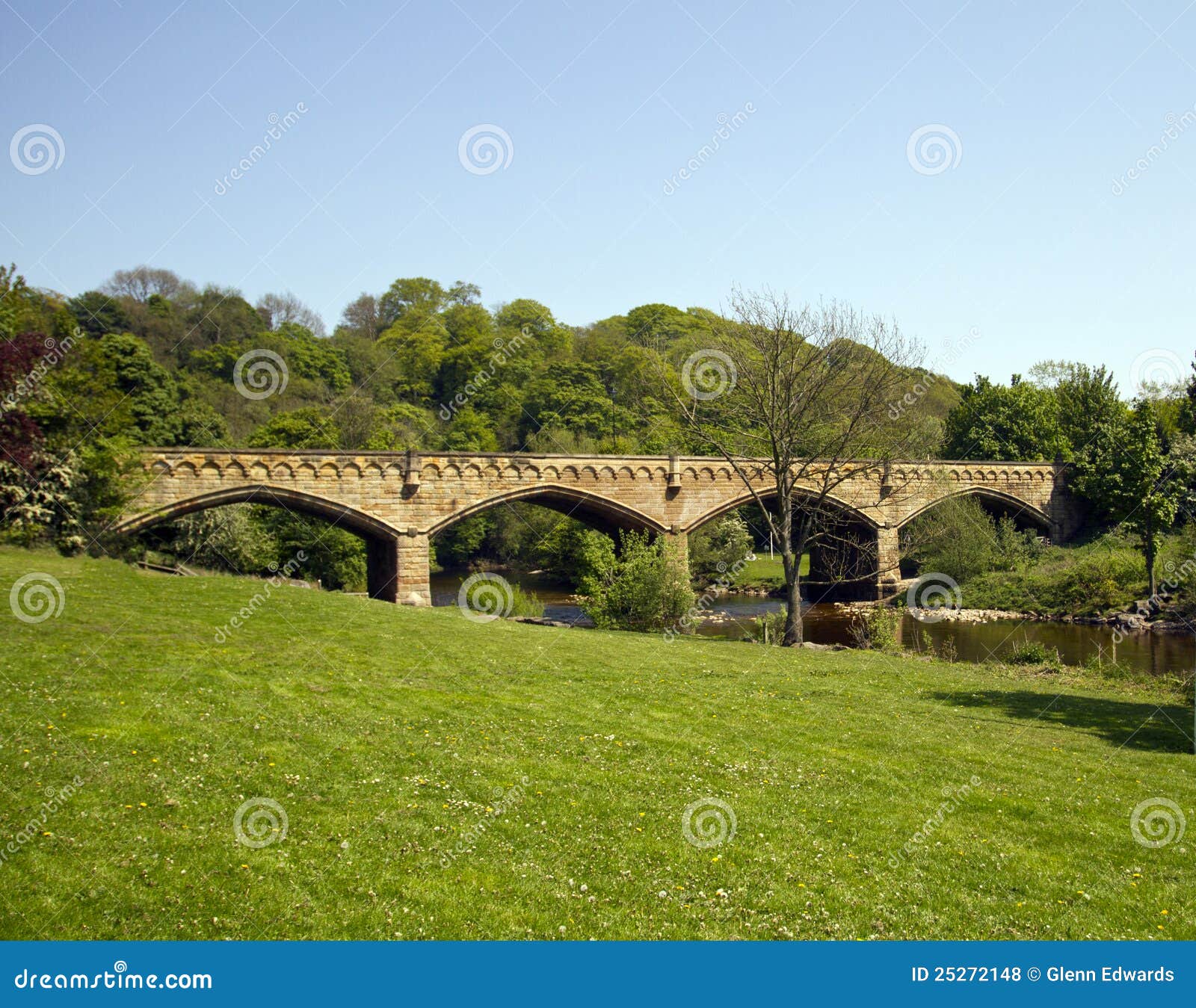 Richmond Bridge Over the Swale Stock Photo - Image of landscape, summer ...