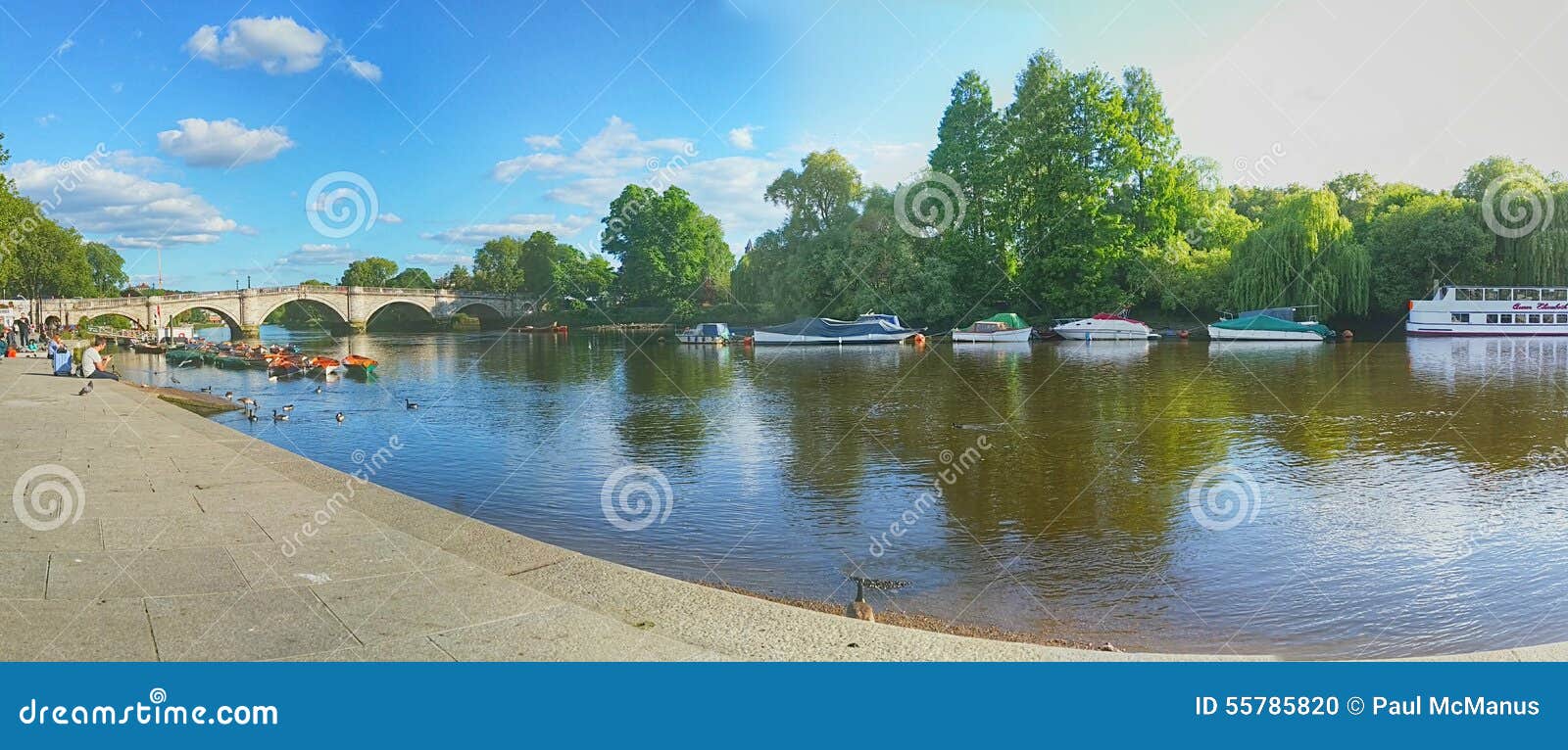 Richmond Riverside, London editorial image. Image of thames - 55785820