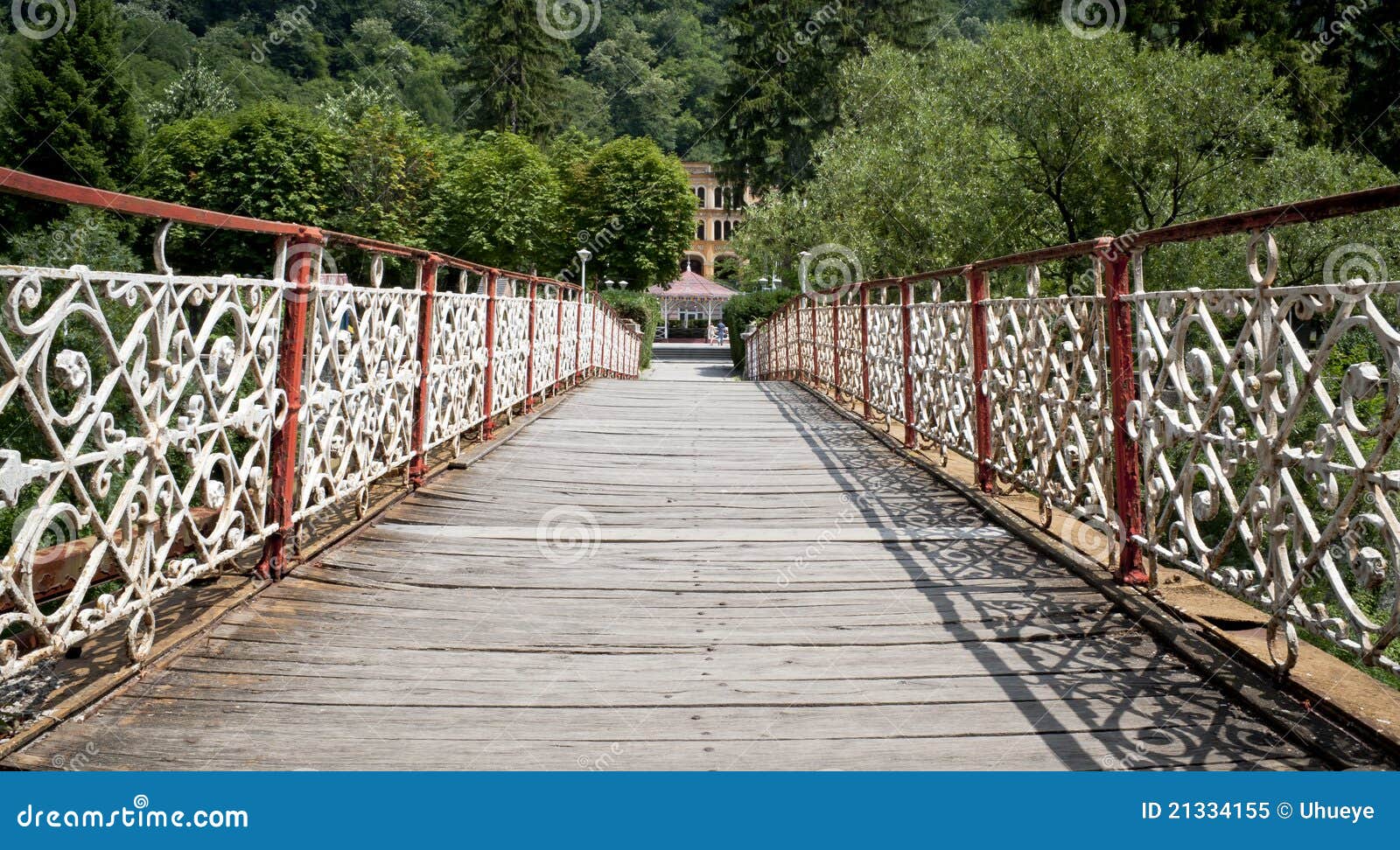 Rickety footbridge stock image. Image of rusty, iron - 21334155