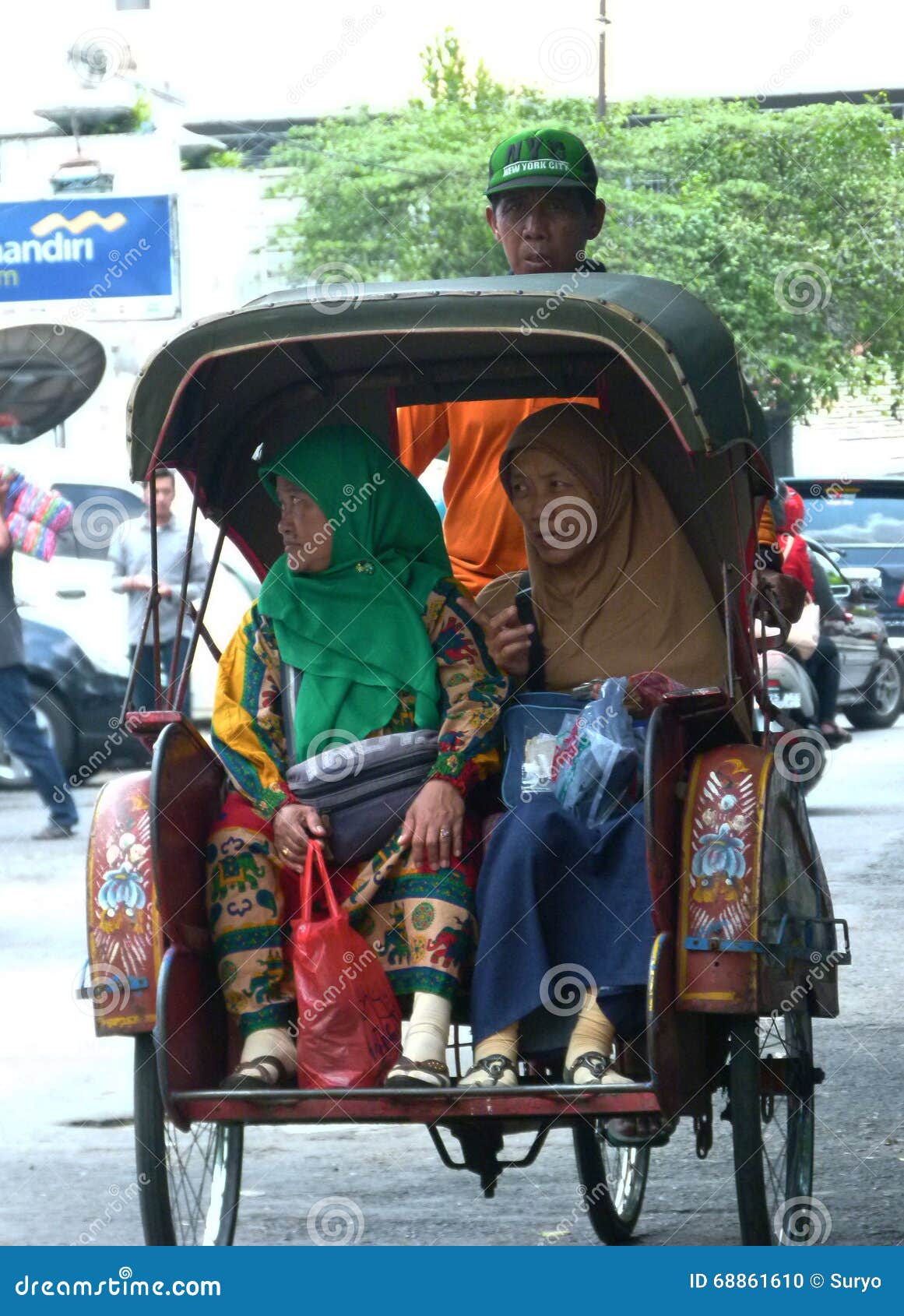 Ricksaw editorial image. Image of city, indonesia, passengers - 68861610