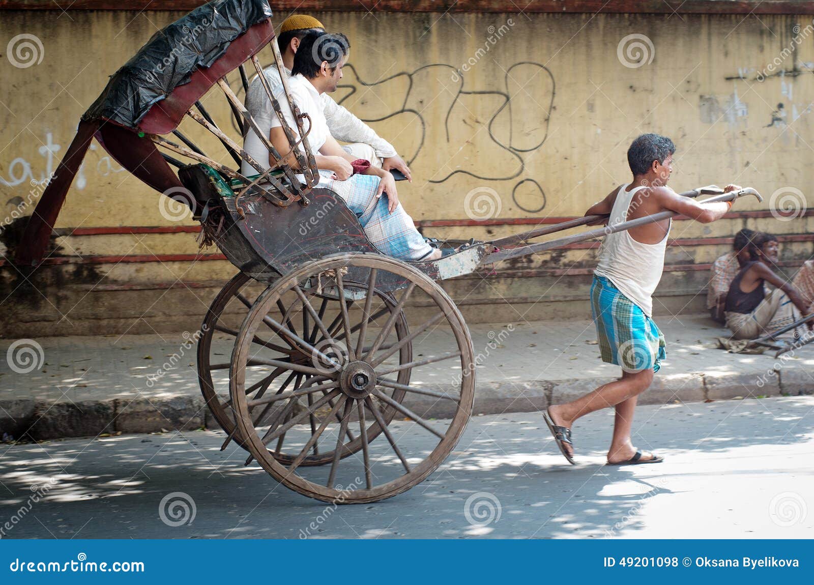 Rickshaw Driver Working in Kolkata, India Editorial Stock Photo - Image ...