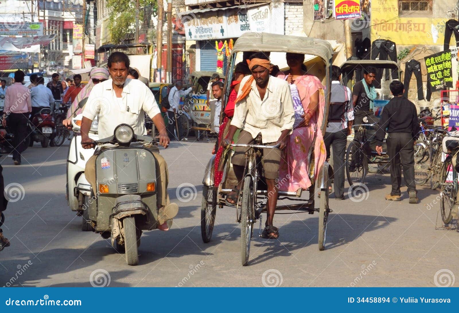 Rickshaw Driver Working on the Street of Indian City Editorial Stock ...