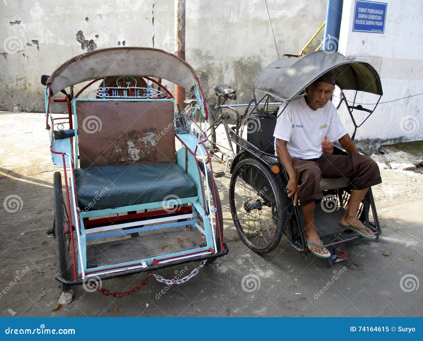 Rickshaw Drivers Work Hard To Make A Living And Are An Important Means ...