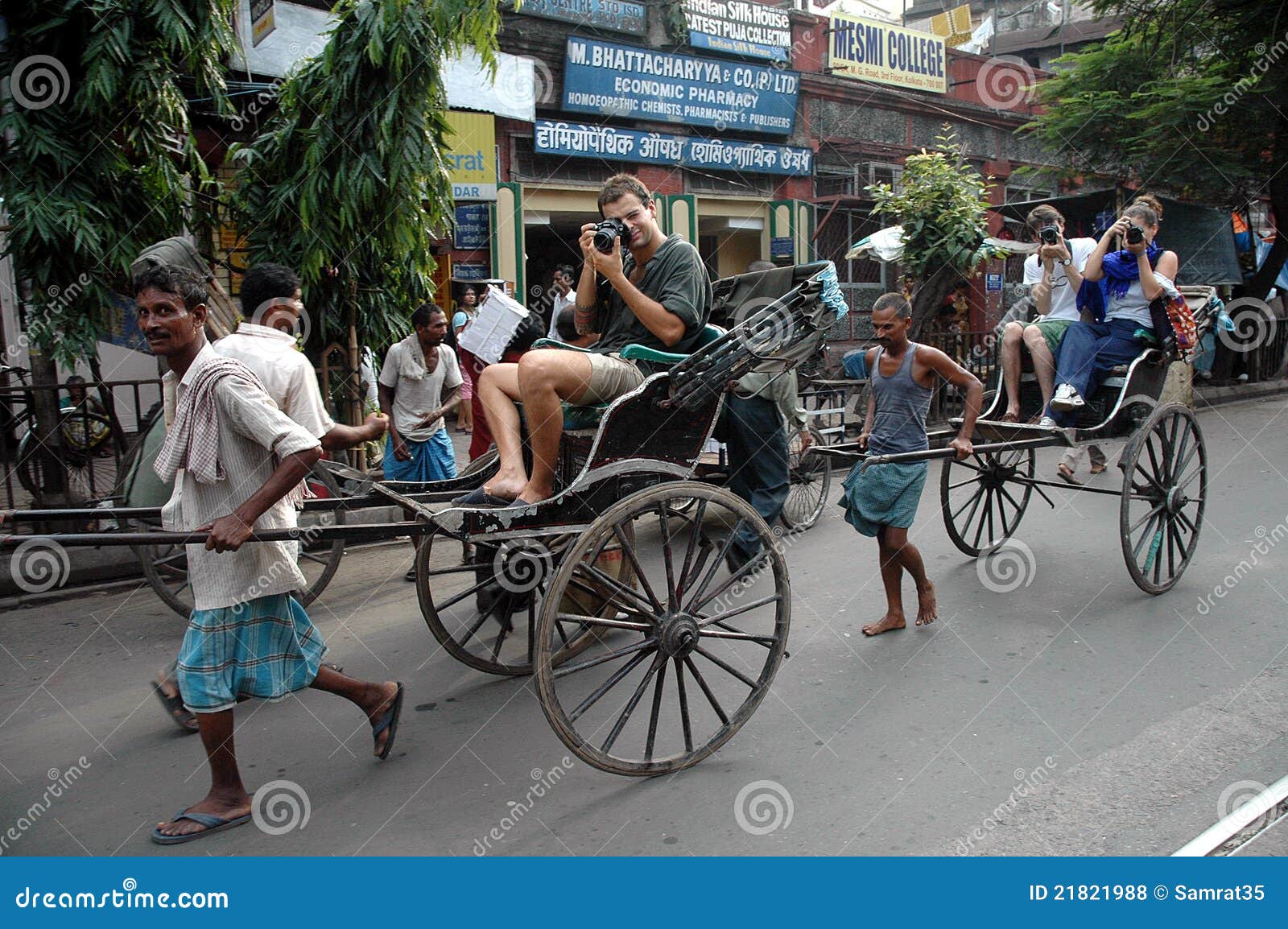 Rickshaw in Kolkata editorial stock photo. Image of open - 21821988