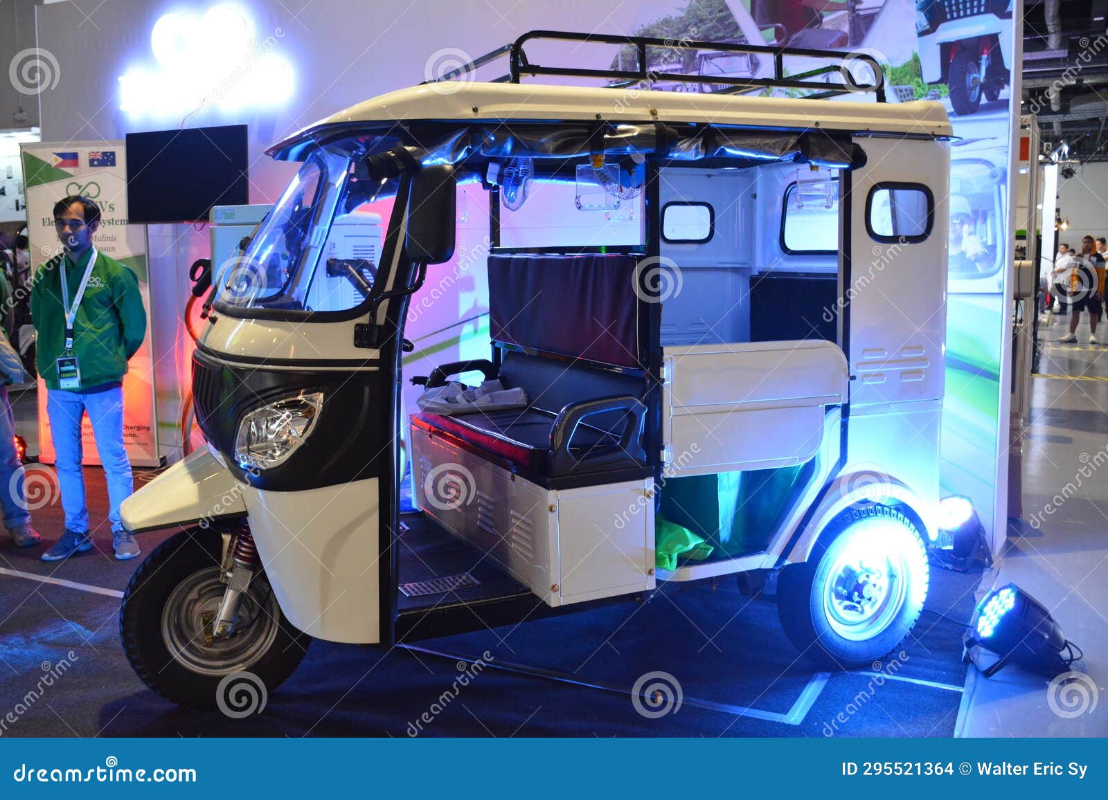 Rickshaw at Philippine Electric Vehicle Summit in Pasay, Philippines ...