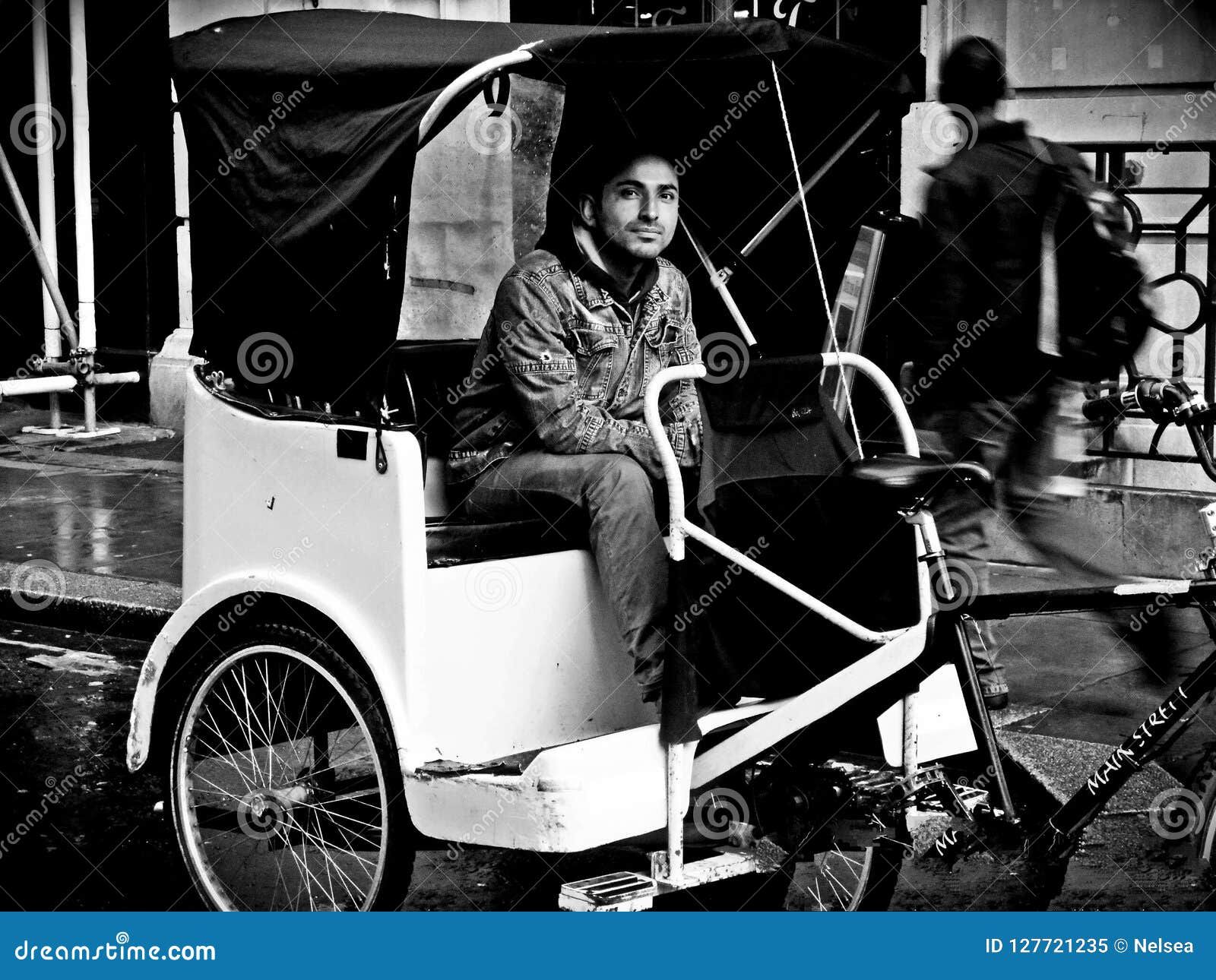 Waiting editorial image. Image of black, customer, rickshaw - 127721235