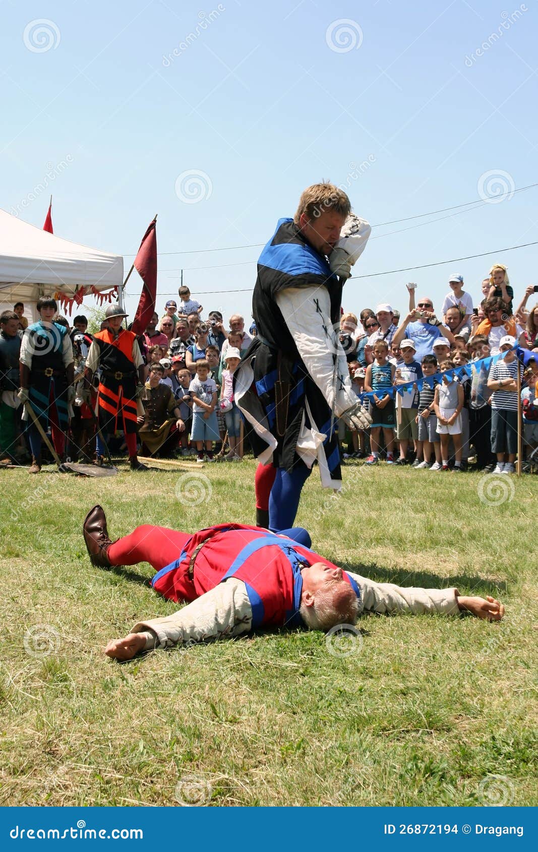 Ridder redactionele stock afbeelding. Image of spelen - 26872194