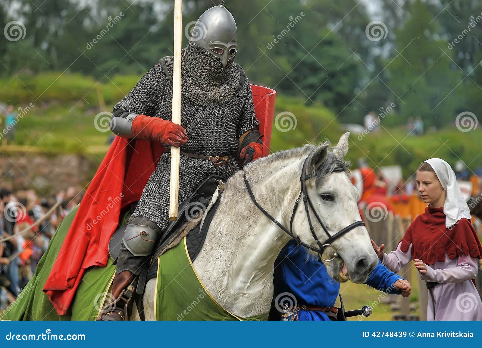 Ridder Met Lans Op Horseback Redactionele Stock Afbeelding - Image of ...