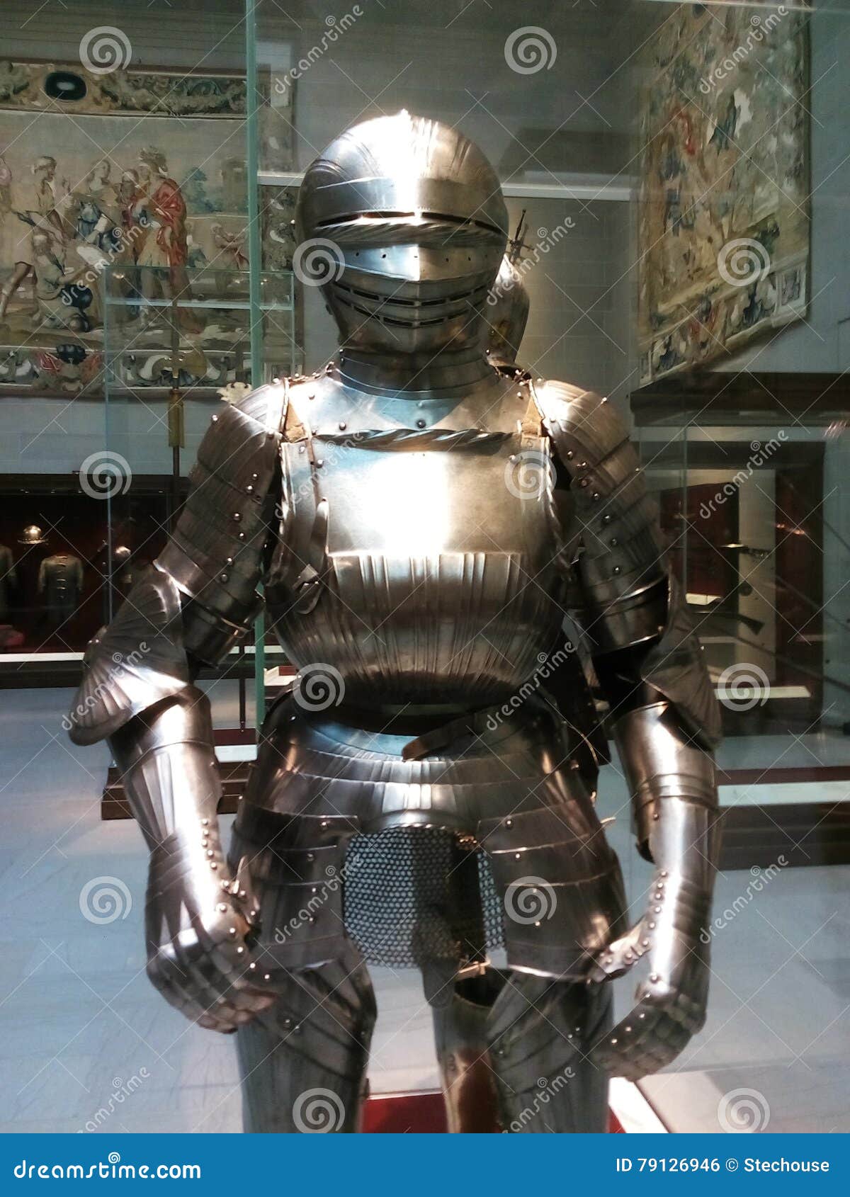 Ridder` S Pantser in Een Museum Redactionele Foto - Image of spleet ...