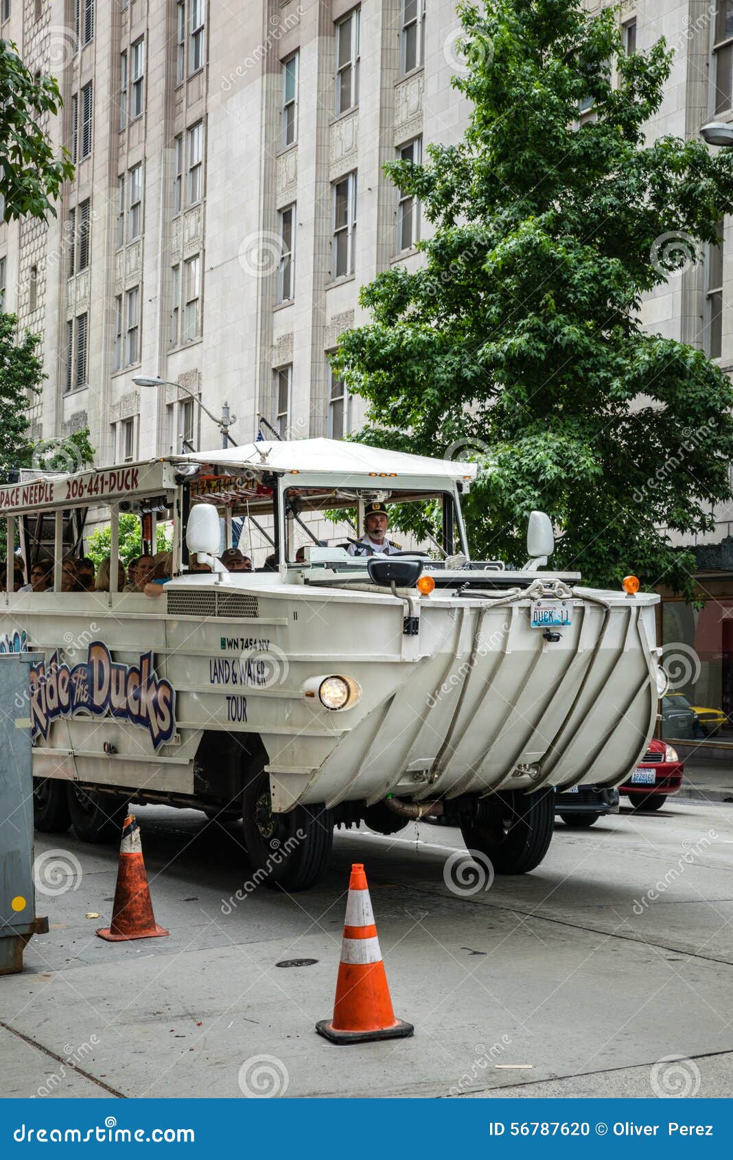 Ride the Duck Seattle Washington Editorial Image - Image of ...