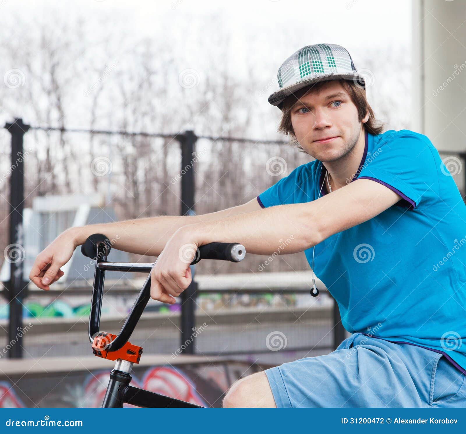 Rider posing with bicycle stock photo. Image of mountain - 31200472