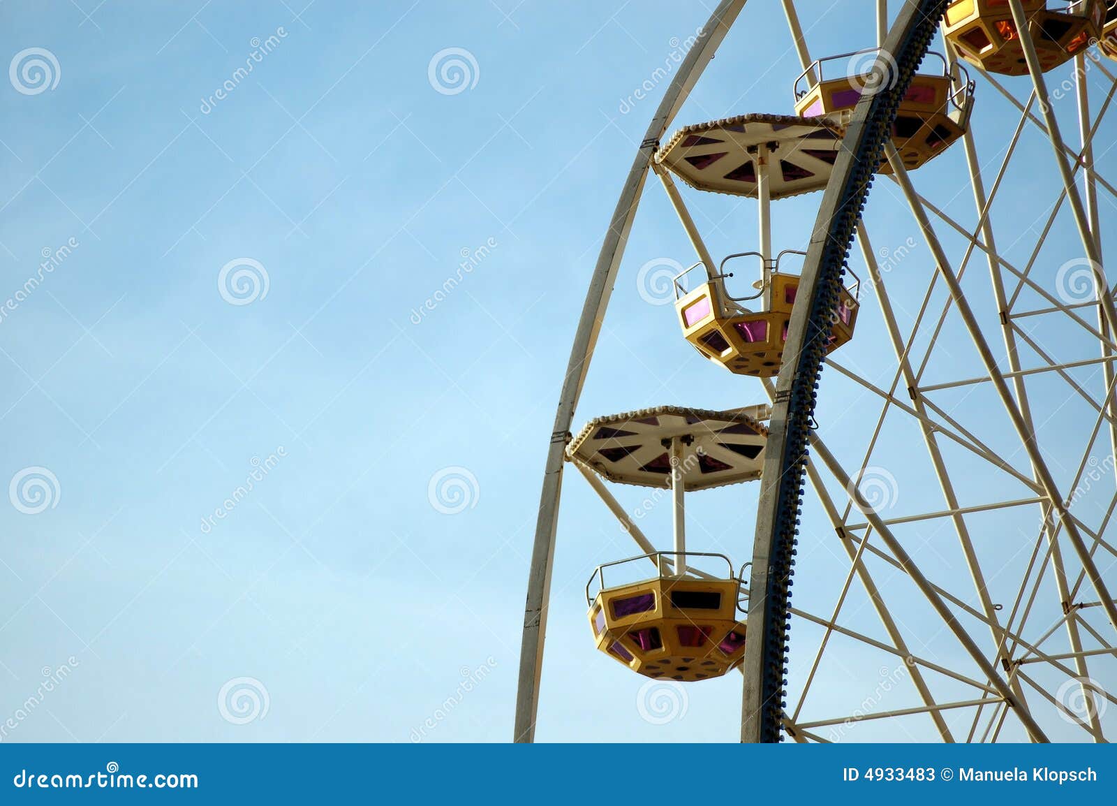 Riesenrad an der Messe stockbild. Bild von unterhaltung - 4933483