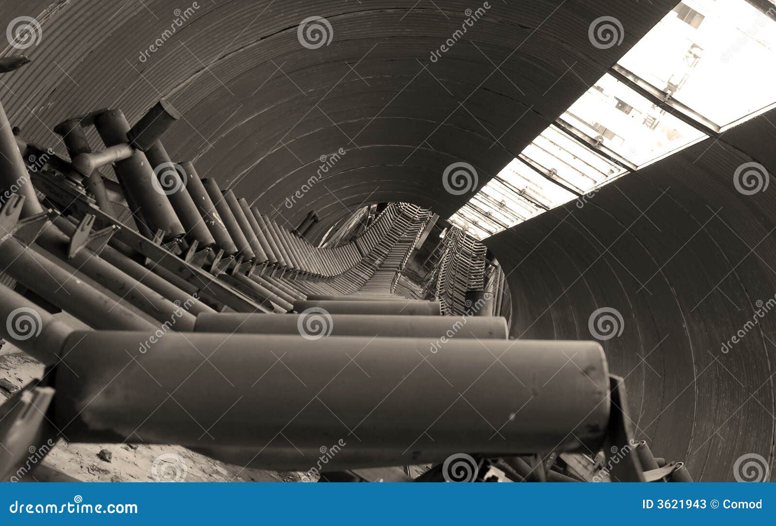 Riffling imagen de archivo. Imagen de tubo, zona, fusilamiento - 3621943