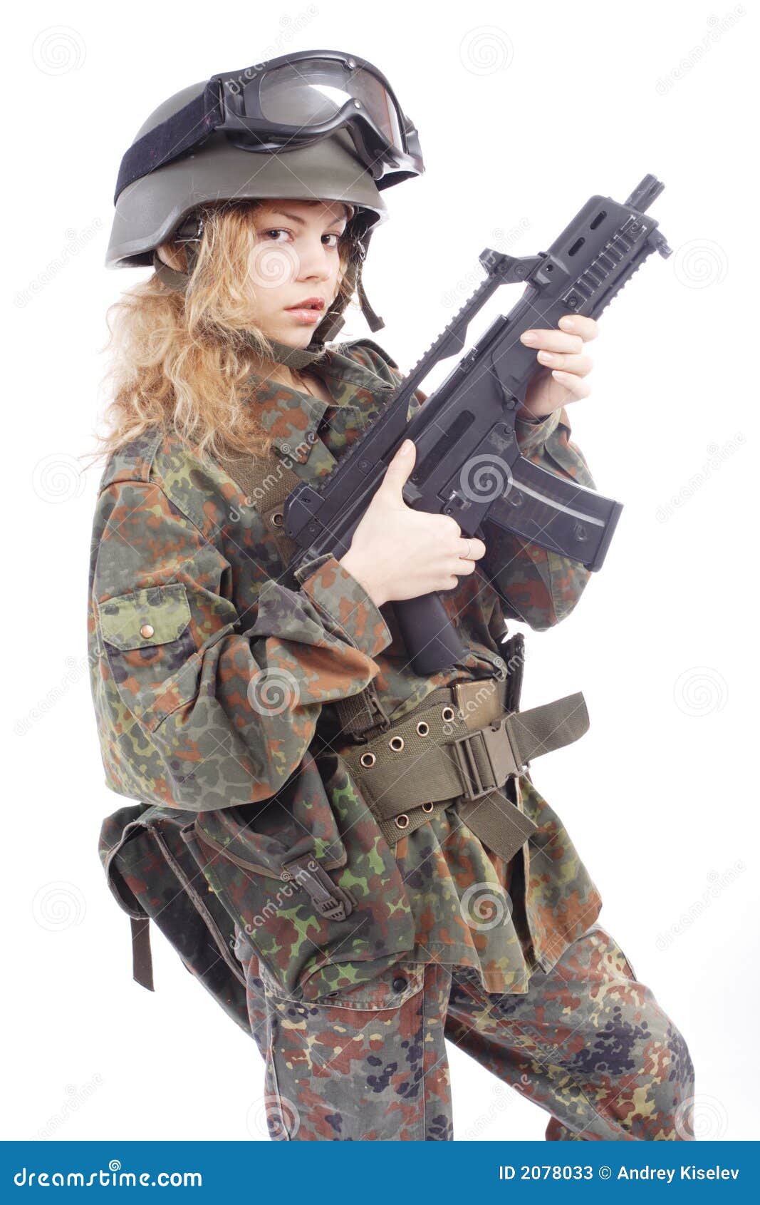 Rifle de la OTAN imagen de archivo. Imagen de militar - 2078033