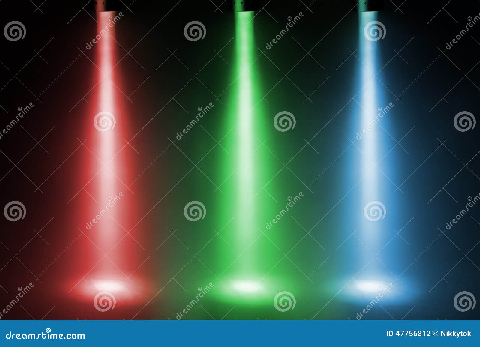Riflettori a tre colori fotografia stock. Immagine di atmosfera - 47756812