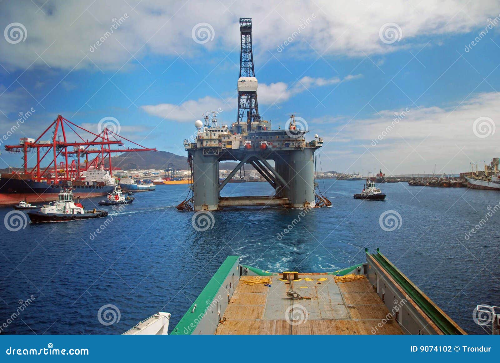 Rig Move of an Semi Submersible Drilling Rig Stock Photo - Image of ...