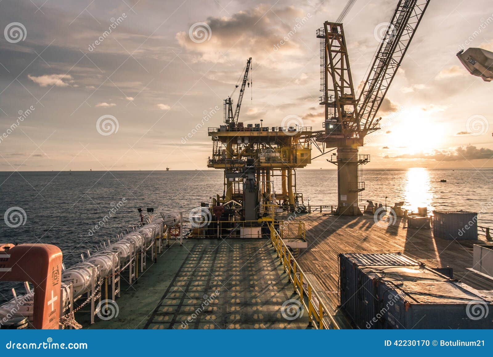 Rig Platform of Oil and Gas Industry Stock Photo - Image of industry ...