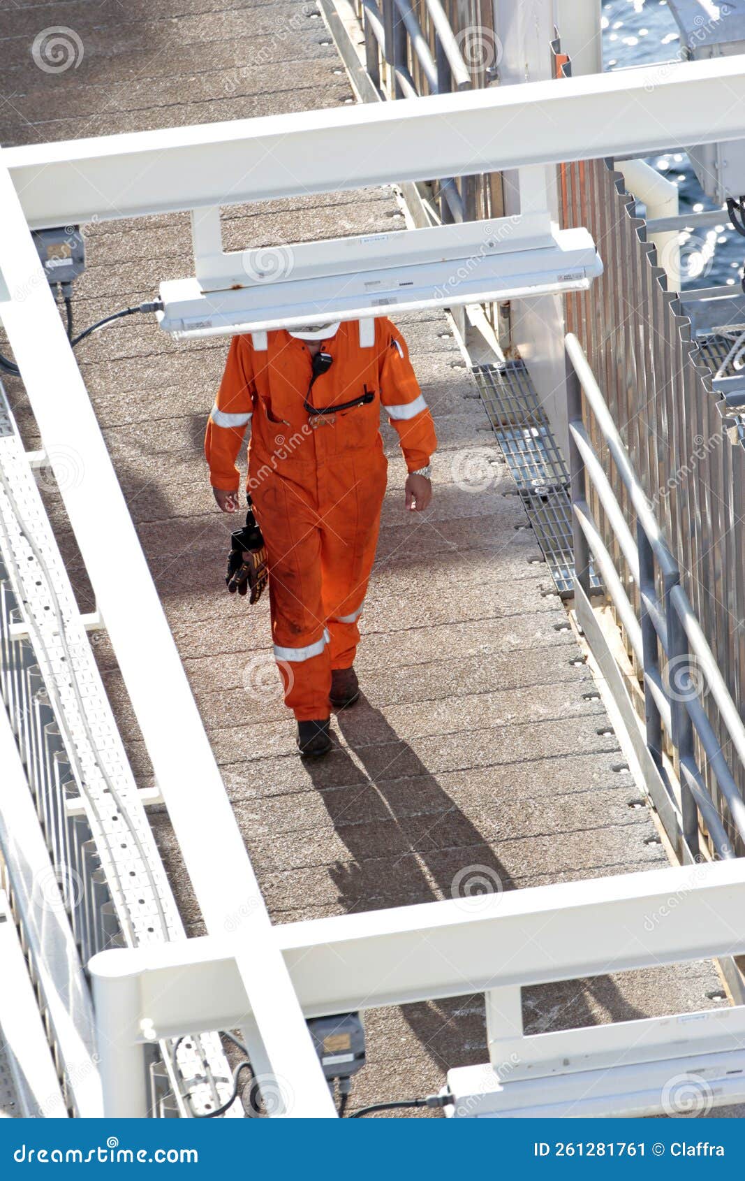 Rig Worker and an Oil Platform Stock Image - Image of drilling, fuel ...