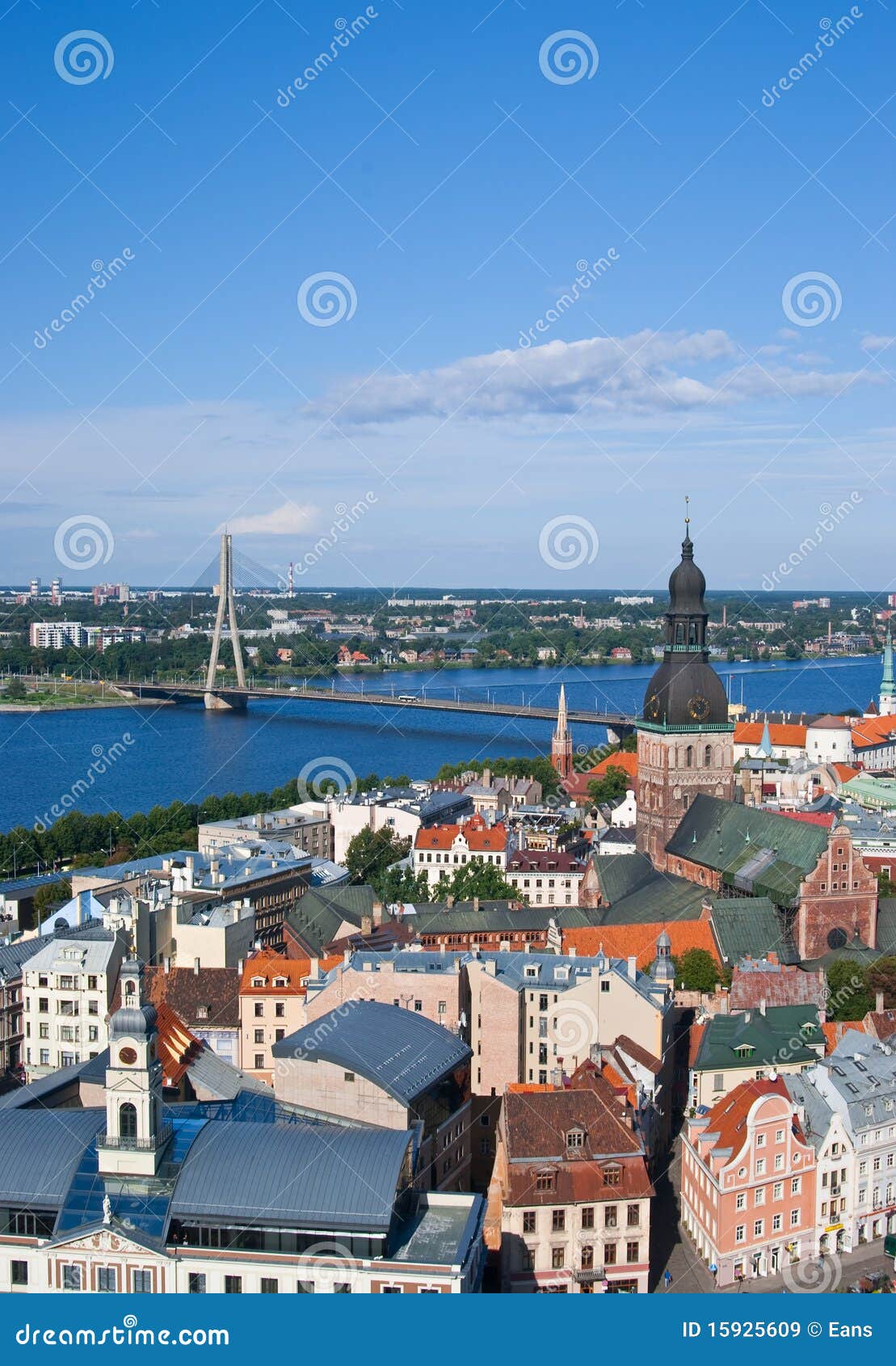 Riga imagem de stock. Imagem de medieval, centro, vista - 15925609