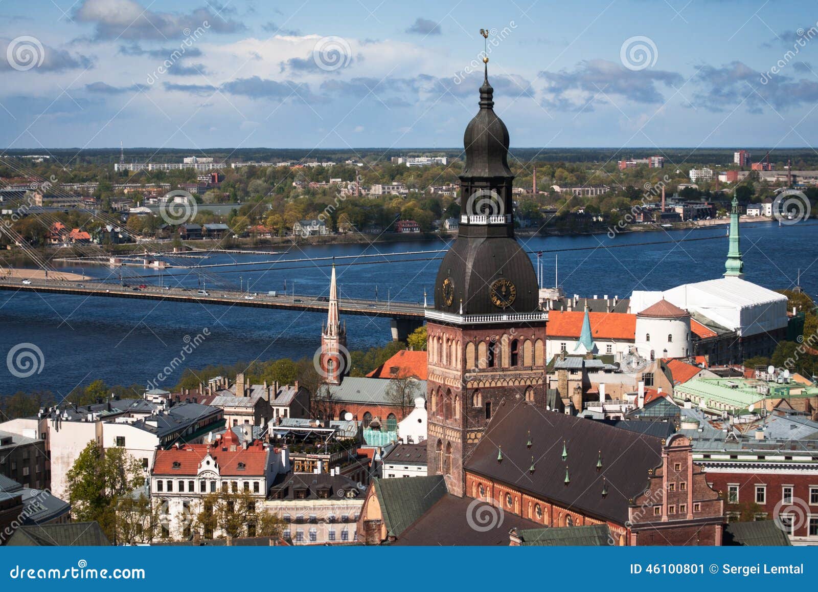 Riga immagine stock. Immagine di architettura, cielo - 46100801