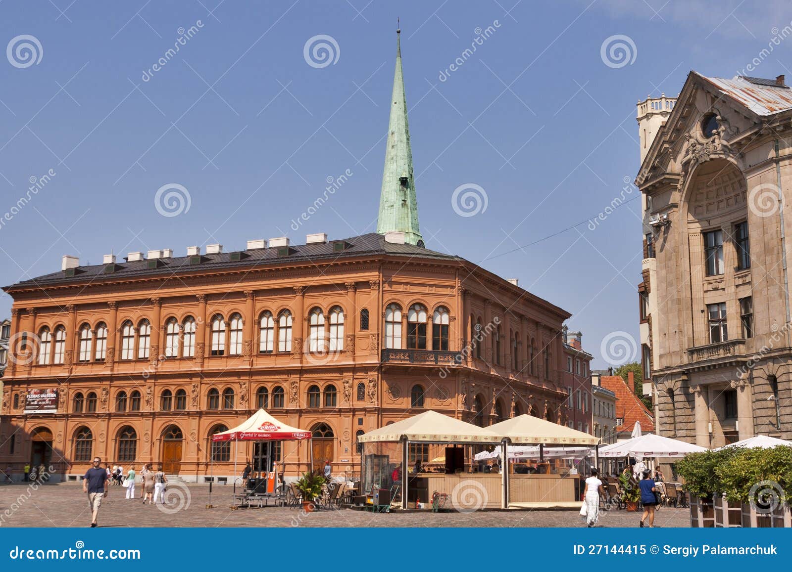 Riga Dome Square editorial image. Image of pavement, riga - 27144415