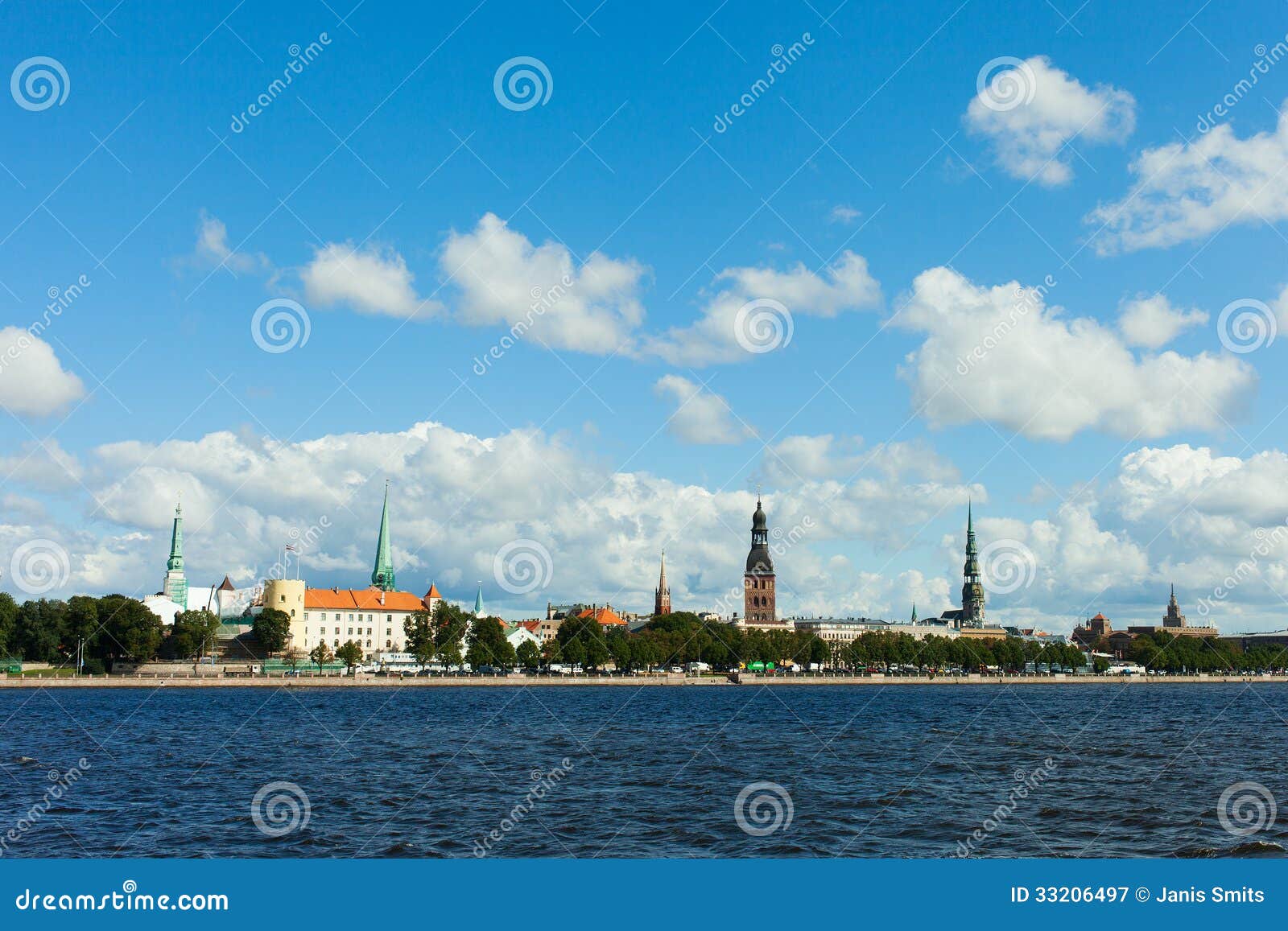 Riga, Hoofdstad Van Letland. Stock Afbeelding - Image of oriëntatiepunt ...