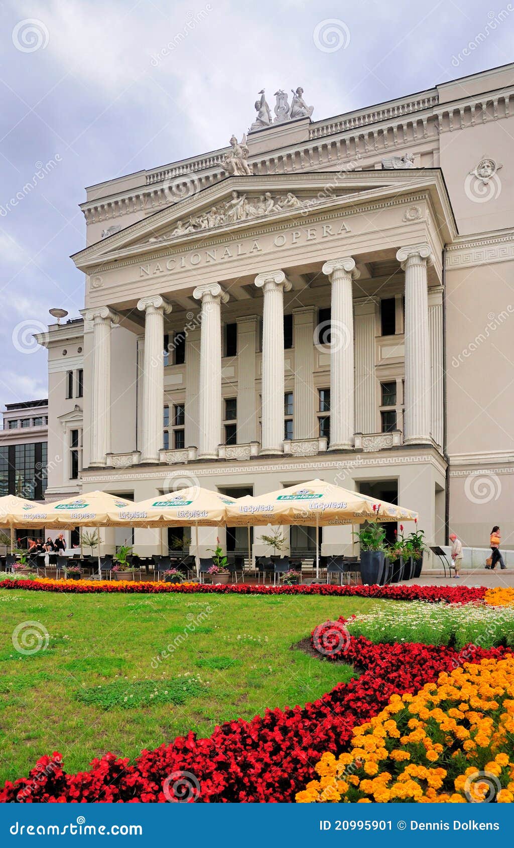 The Riga Opera editorial photo. Image of statues, landmark - 20995901