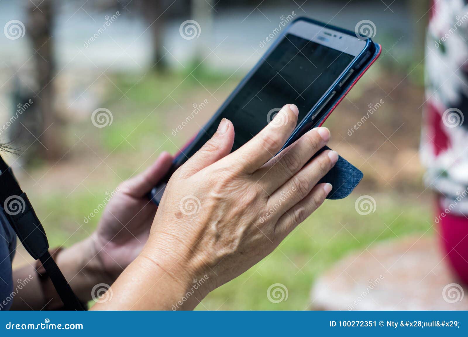 Tablat stock image. Image of line, internet, finger - 100272351