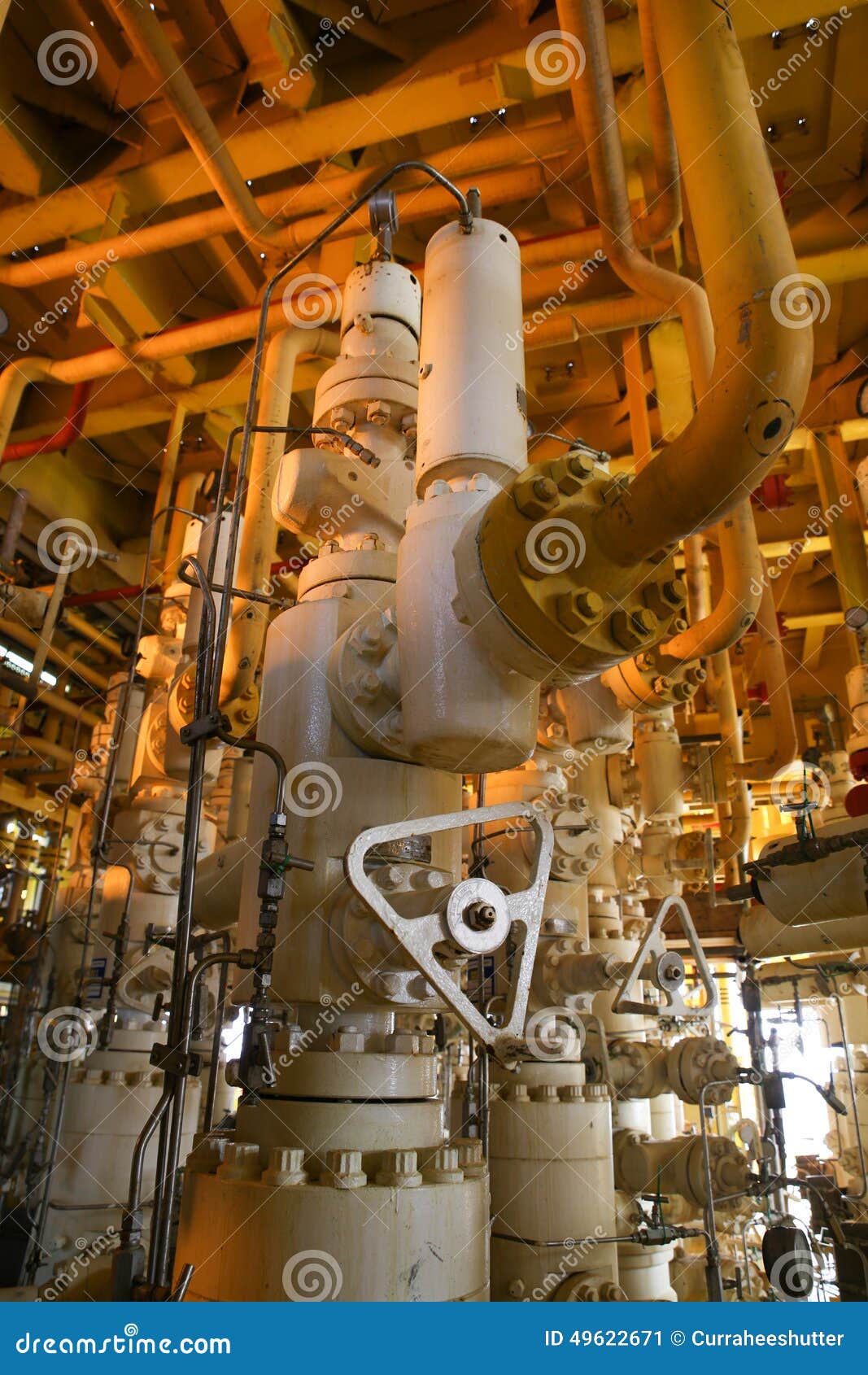 Rigs Offshore Oil Refinery. Well Head Station on the Platform Stock ...