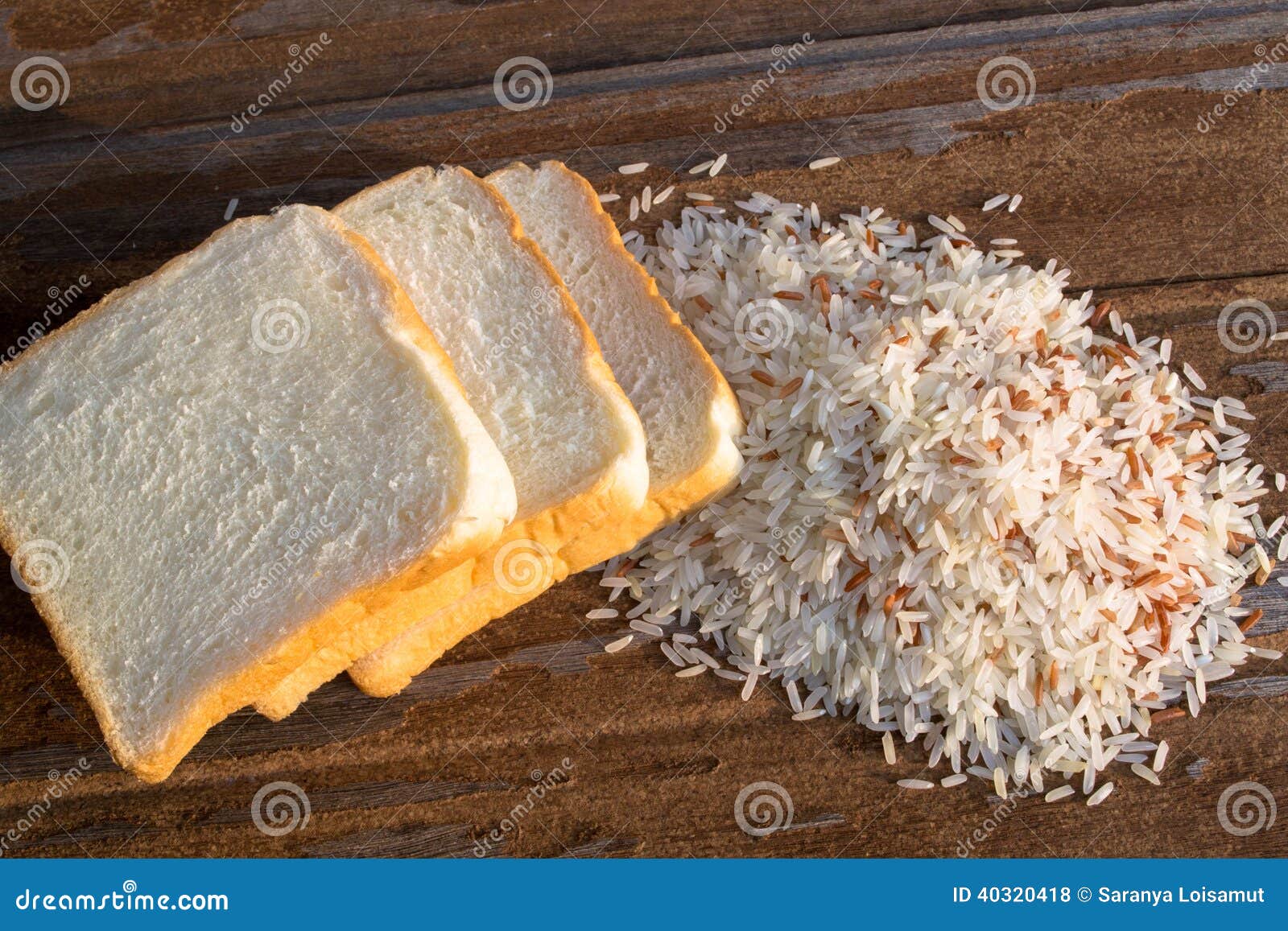 Rijst en brood stock foto. Image of voedsel, gezondheid - 40320418