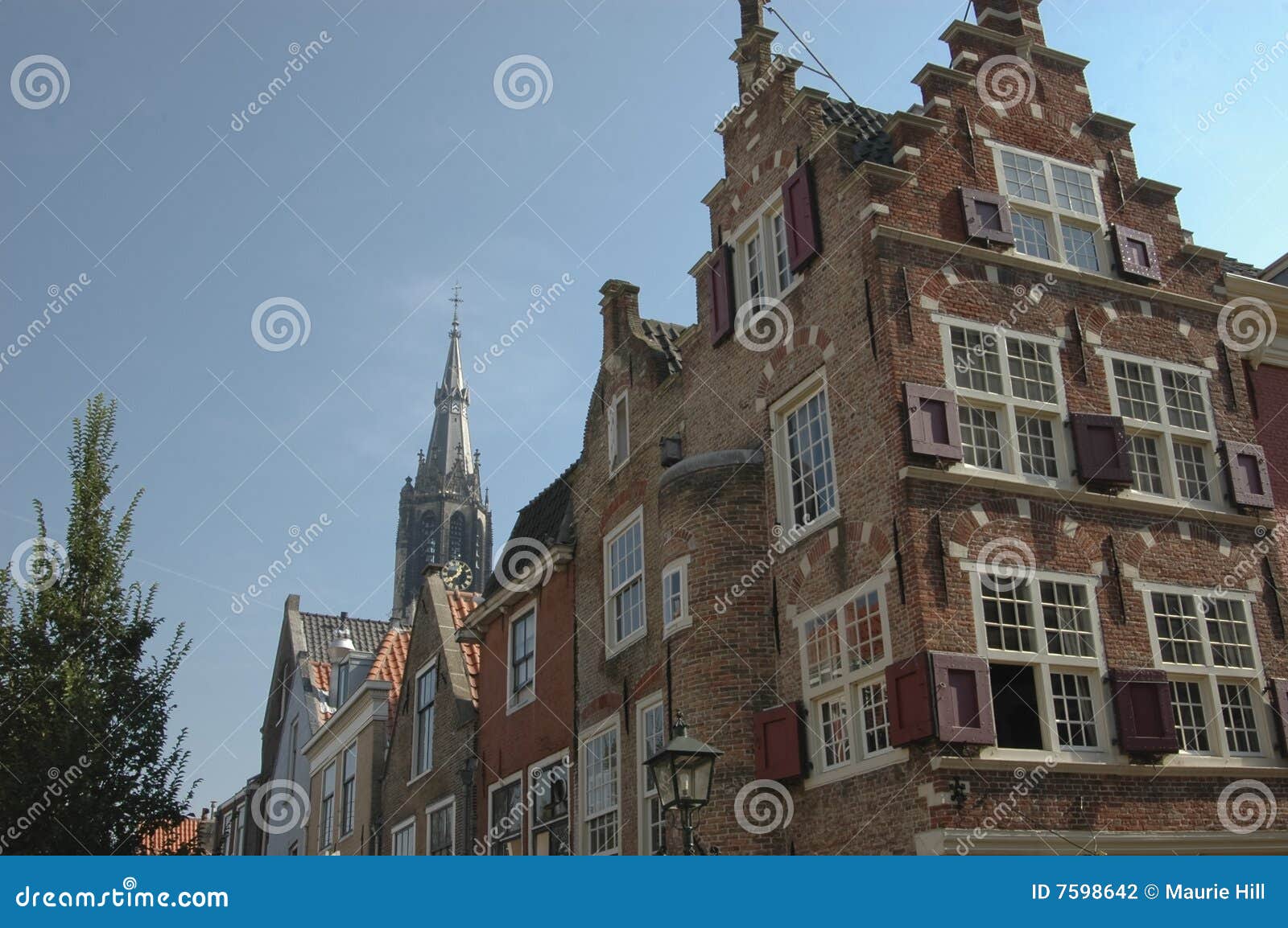 Rijtjeshuizen in Amsterdam stock foto. Image of holland - 7598642