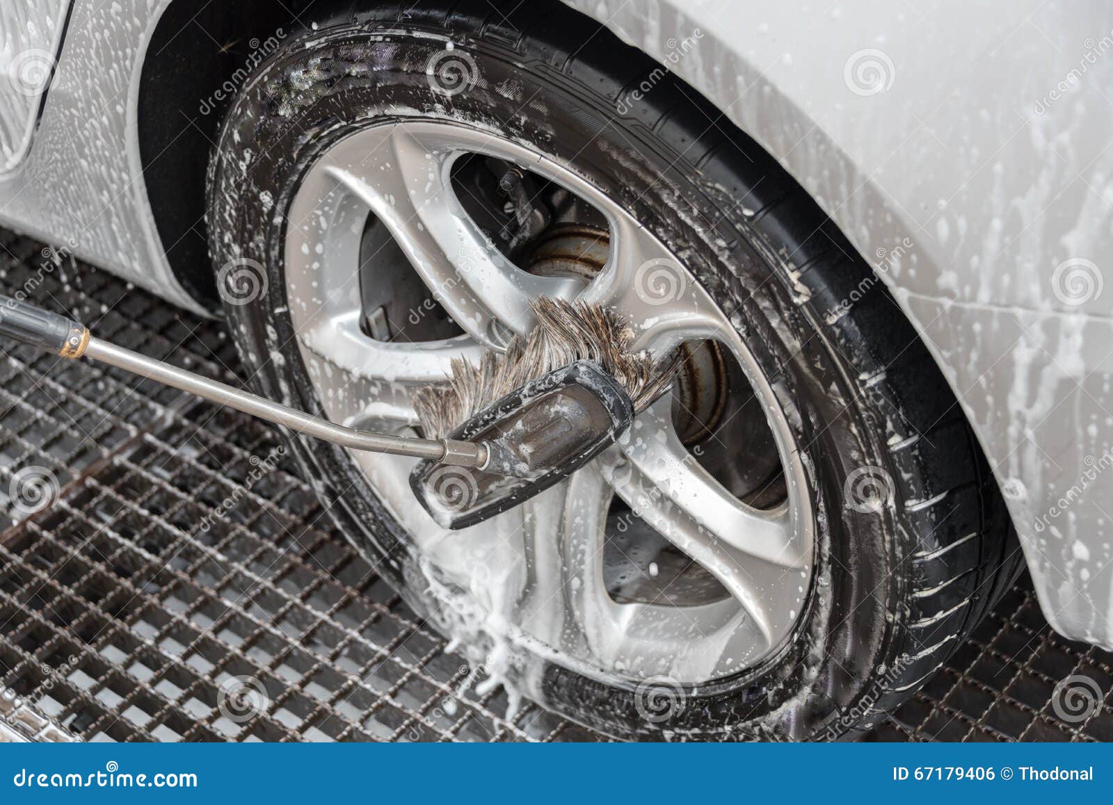 Rim washing stock photo. Image of carwash, water, cleaning - 67179406